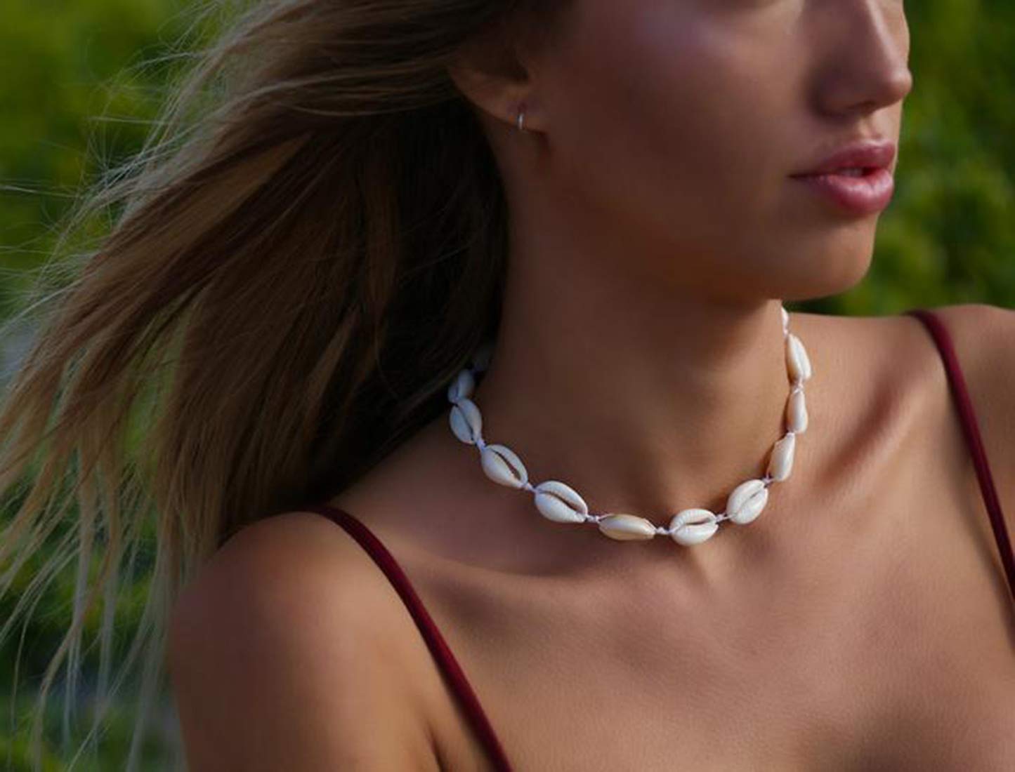 HSWE Shell Choker Necklace for Women Seashell Necklace Cowrie Shell Beaded Necklace (Pearl Lock)