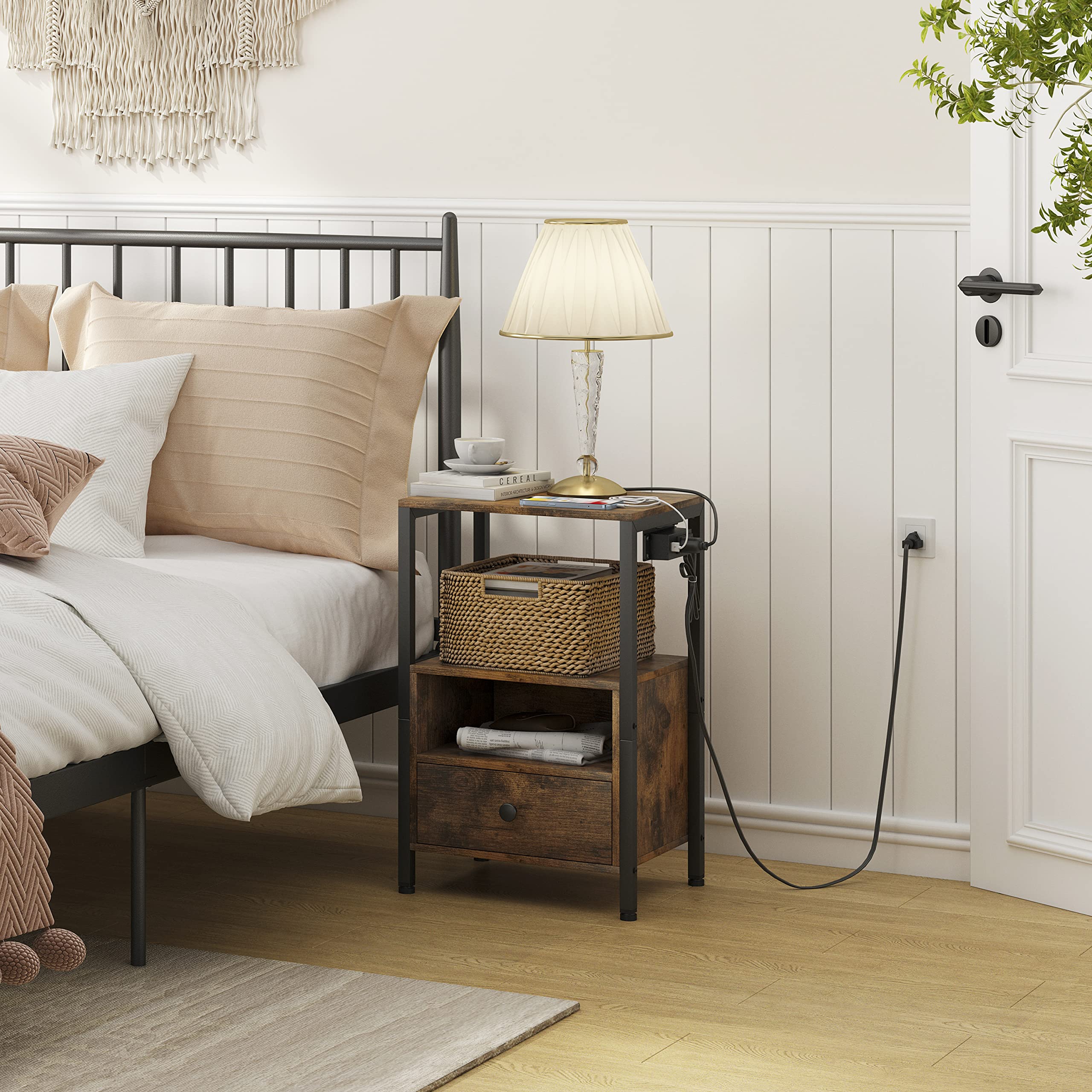 Hoctieon Nightstand with Charging Station, Night Stand with Drawers and Open Storage Shelf, End Table with USB Ports and Outlets, Bedside Table for Small Spaces, Rustic Brown