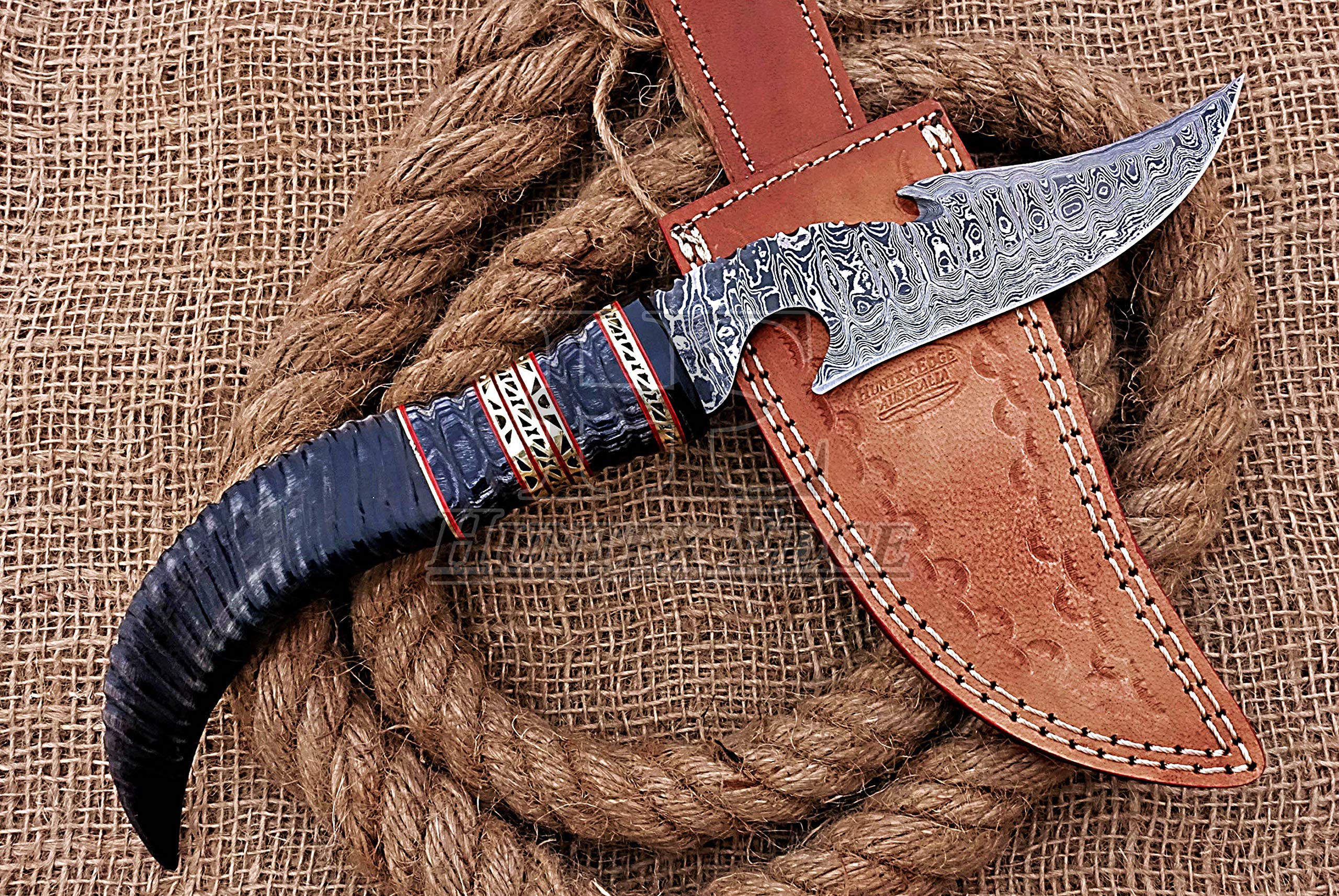 HUNTEX Unique Custom Handmade Hand Forged Ladder Pattern Damascus Steel 12.5 Inch Long Full Tang Buffalo Horn Handle Razor Sharp Hunting Camping Hunter's Gut Hook Knife with Genuine Leather Sheath