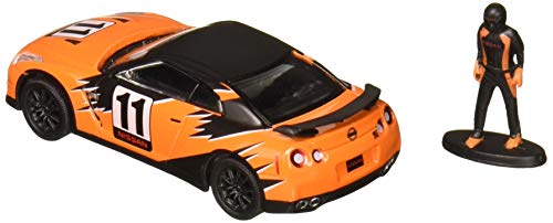 Greenlight 1:64 The Hobby Shop Series 3 2011 Nissan GT-R R35 Diecast Vehicle with Driver