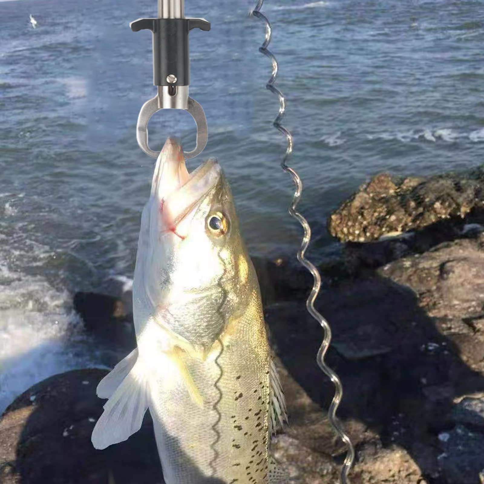 MAVRICMANN Fish Scale, Fish Gripper with Digital Scale, Waterproof Fish Lip Gripper with Measuring Tape, Fishing Gifts for Men