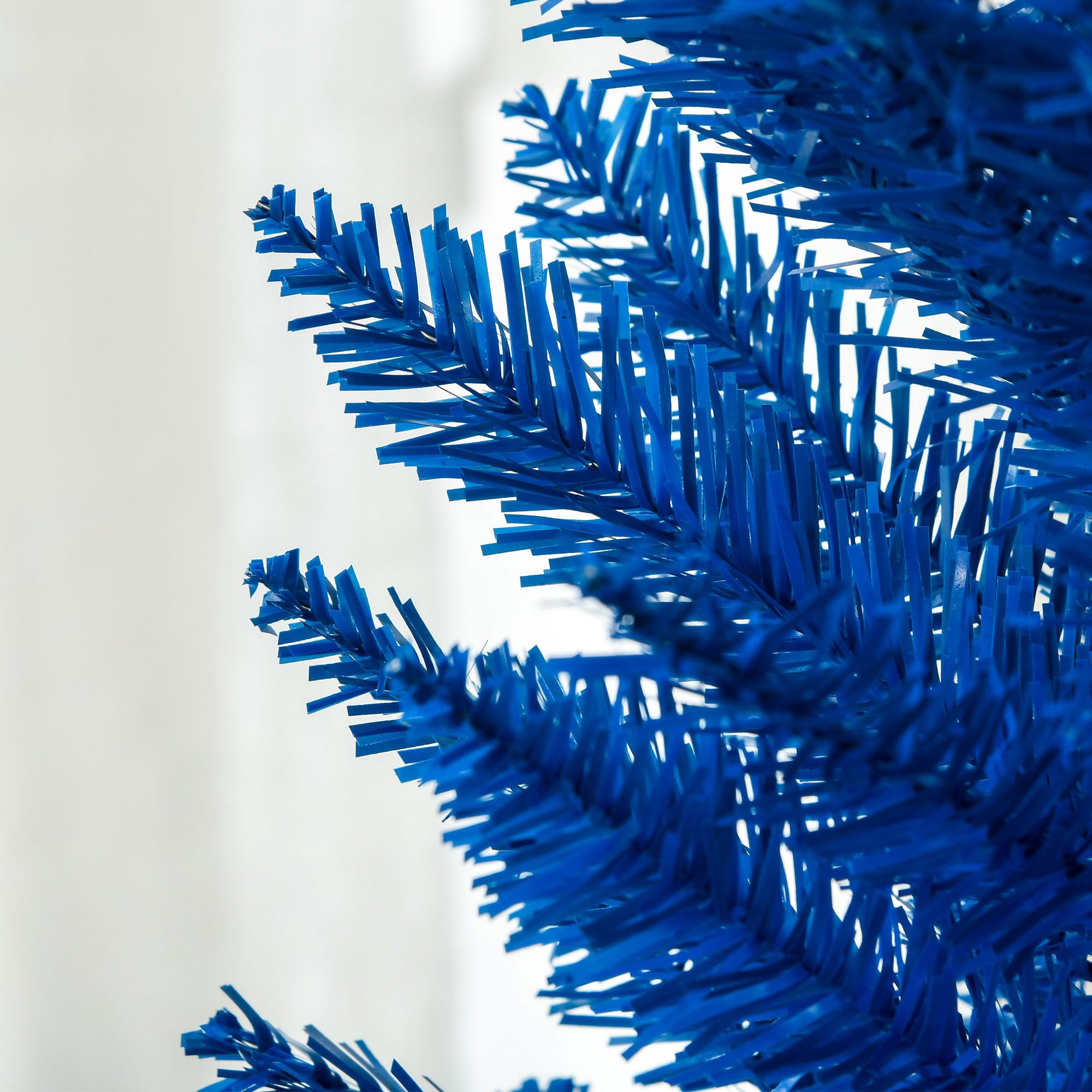 HOMCOM 6' Artificial Pencil Christmas Tree, Slim Xmas Tree with 390 Realistic Branch Tips and Plastic Stand, Blue