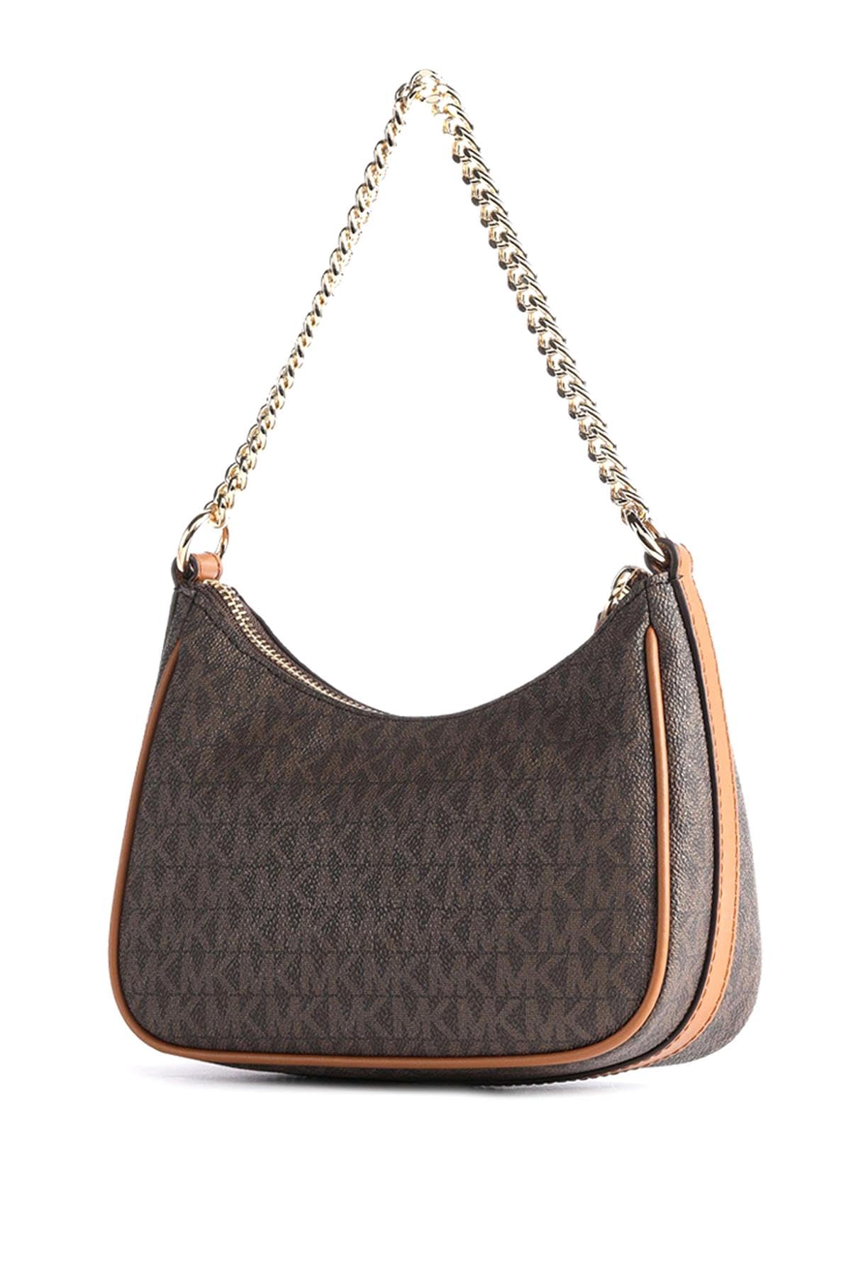 Jet Set Charm Small Logo Shoulder Bag