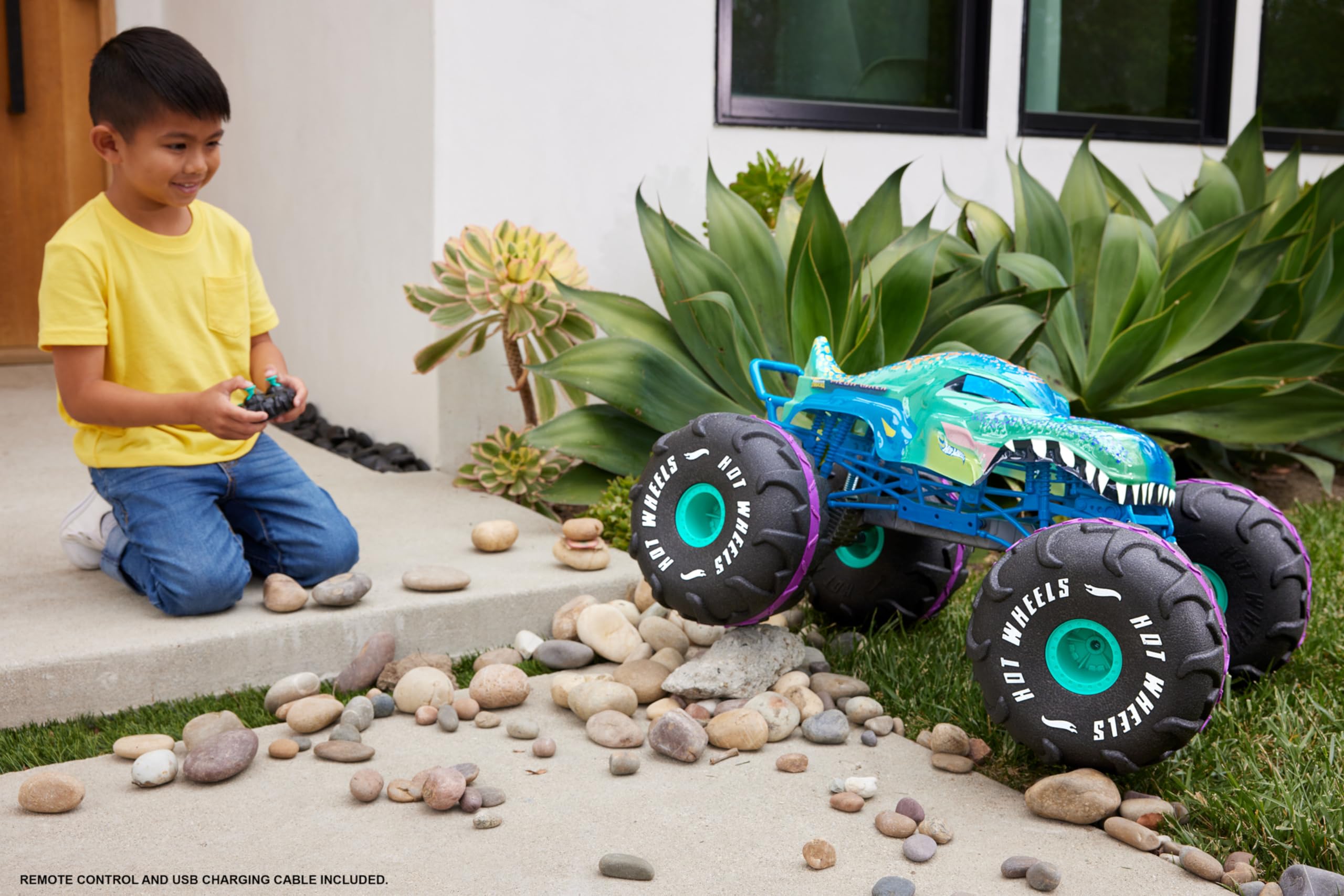 Hot Wheels Monster Trucks RC Toy, Large Remote-Control 1:6th Scale Mega-Wrex, All-Terrain Tires, 2ft+ Long