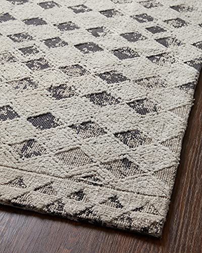 Justina Blakeney x Loloi Yeshaia Black/Neutral 3'-6" x 5'-6" Accent Rug