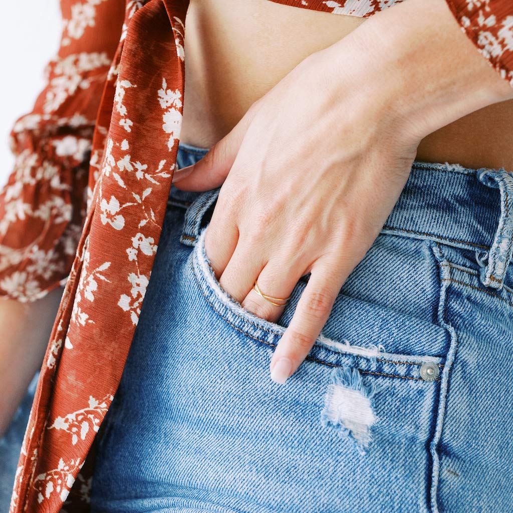 Honeycat Crossover X Ring in Gold, Rose Gold, or Silver | Minimalist, Delicate Jewelry (Gold, 6)