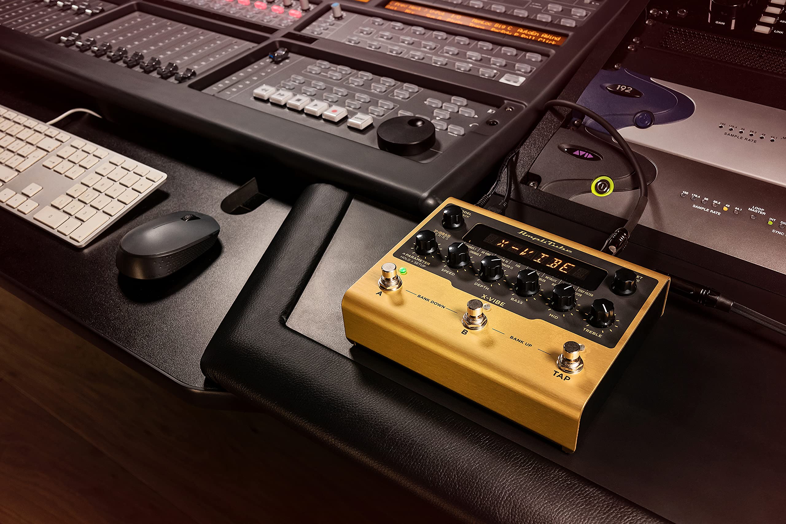 IK Multimedia AmpliTube X-VIBE Yellow Modulation Pedal, 16 iconic effects, true stereo, software integration