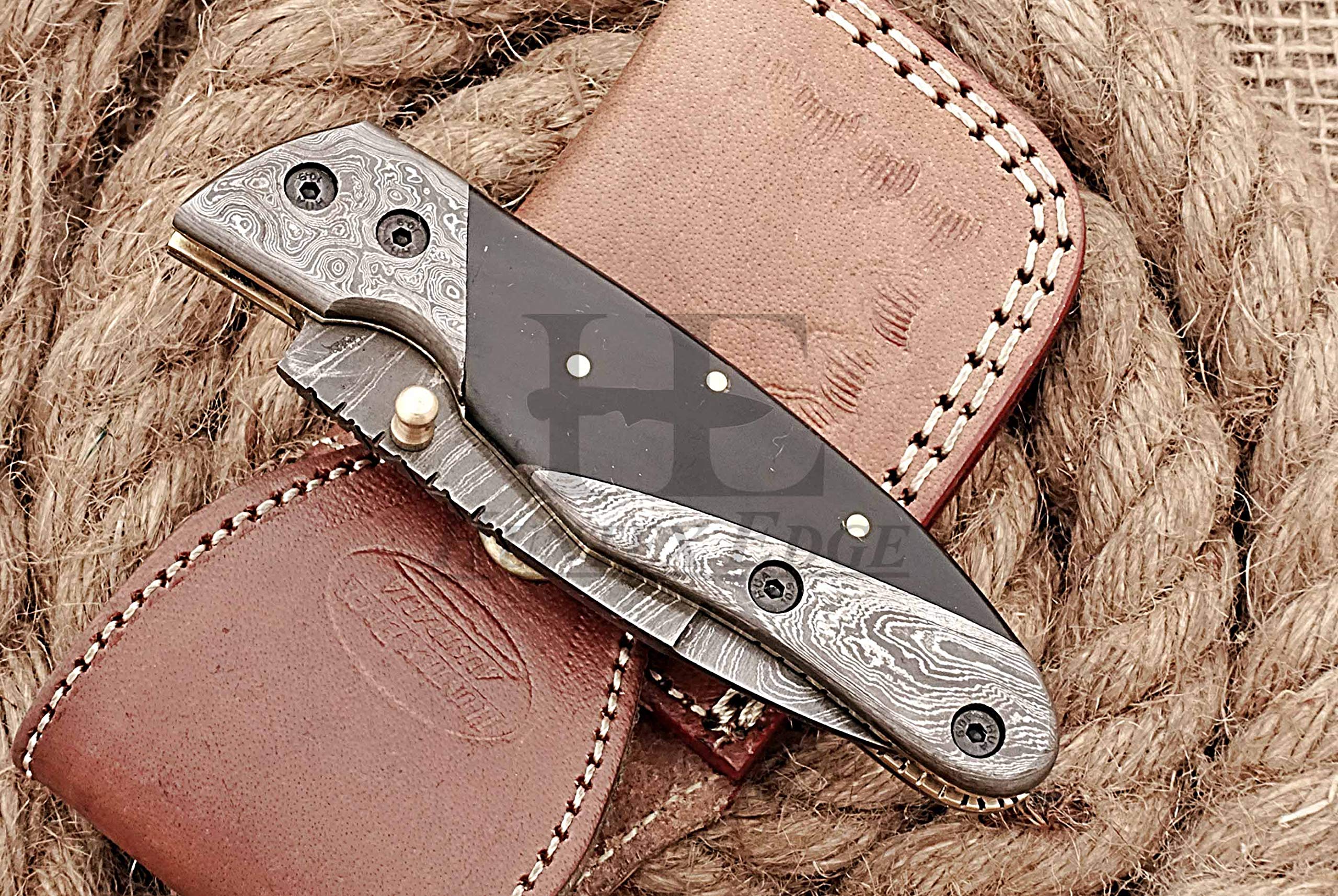 HUNTEX Custom Handmade Hand-Forged Twist Pattern Damascus Steel 4 Inch Long Natural Walnut Wood Handle Razor Sharp Hunting Folding Pocket Spear Knife with Pocket Clip & Genuine Leather Pouch