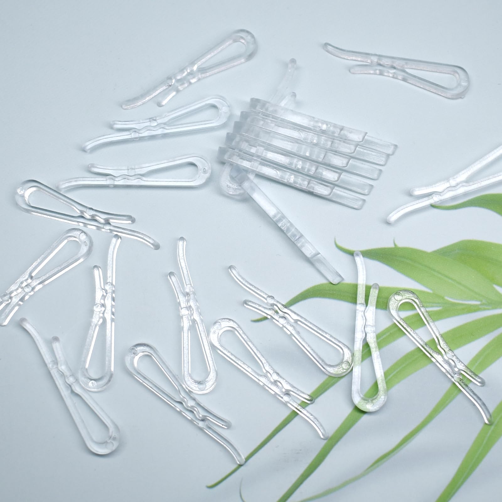 SHRJ 300Pcs Plastic Alligator Clip U Shape Clothespins Transparent Shirt Fixing for Ties Socks Pants Skirts, Hold Garments in Place, 1.5inch/38mm