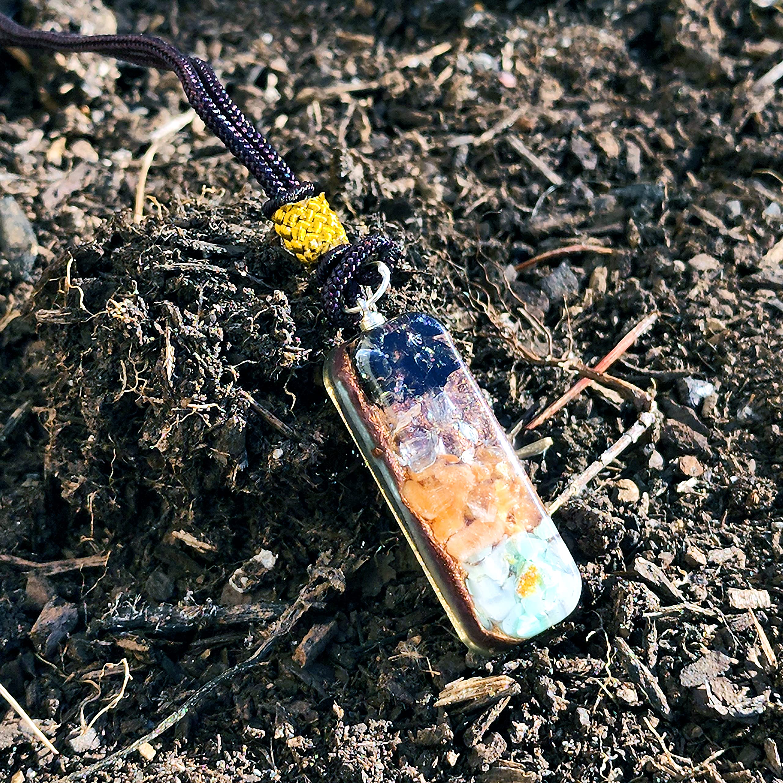 Healing & Cleansing Set - Portable Orgonite Crystal Mini Pyramids of Crystal quartz, Black Obsidian, Chrysoprase, Orange Calcite to feel energized, balanced, grounded, calm and centered