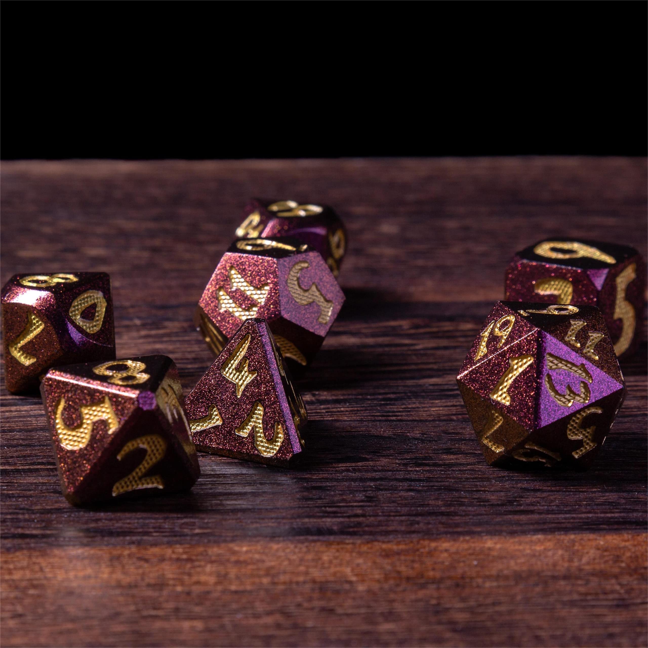 Metal Dice Set with Gift Box-7 Pcs DND Dice Set Purple Surface and Golden Number for Dungeons and Dragons RPG Games