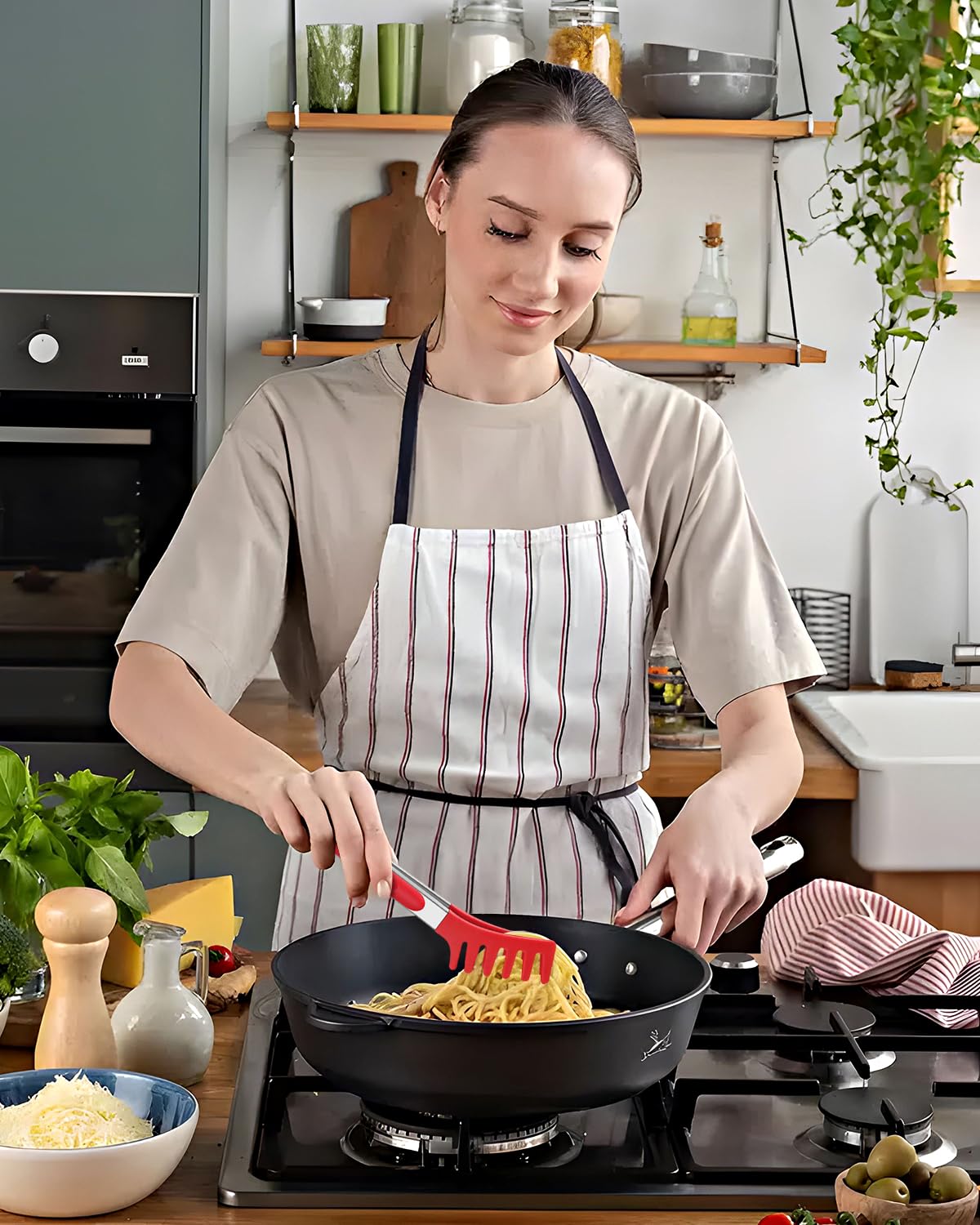 Spaghetti Spoon and Pasta Tong, Non-stick Silicone Spoon Server Fork with teeth and Stainless Steel Handle Spaghetti Tong, Food Clip for Spaghetti Noodle, Red