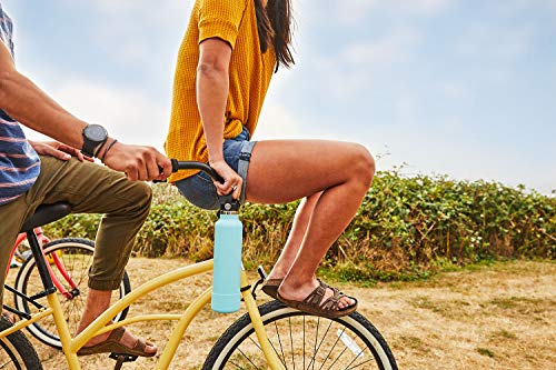 Hydro Flask 21 oz. Water Bottle - Stainless Steel, Reusable, Vacuum Insulated with Standard Mouth with Sport Cap , Carnation