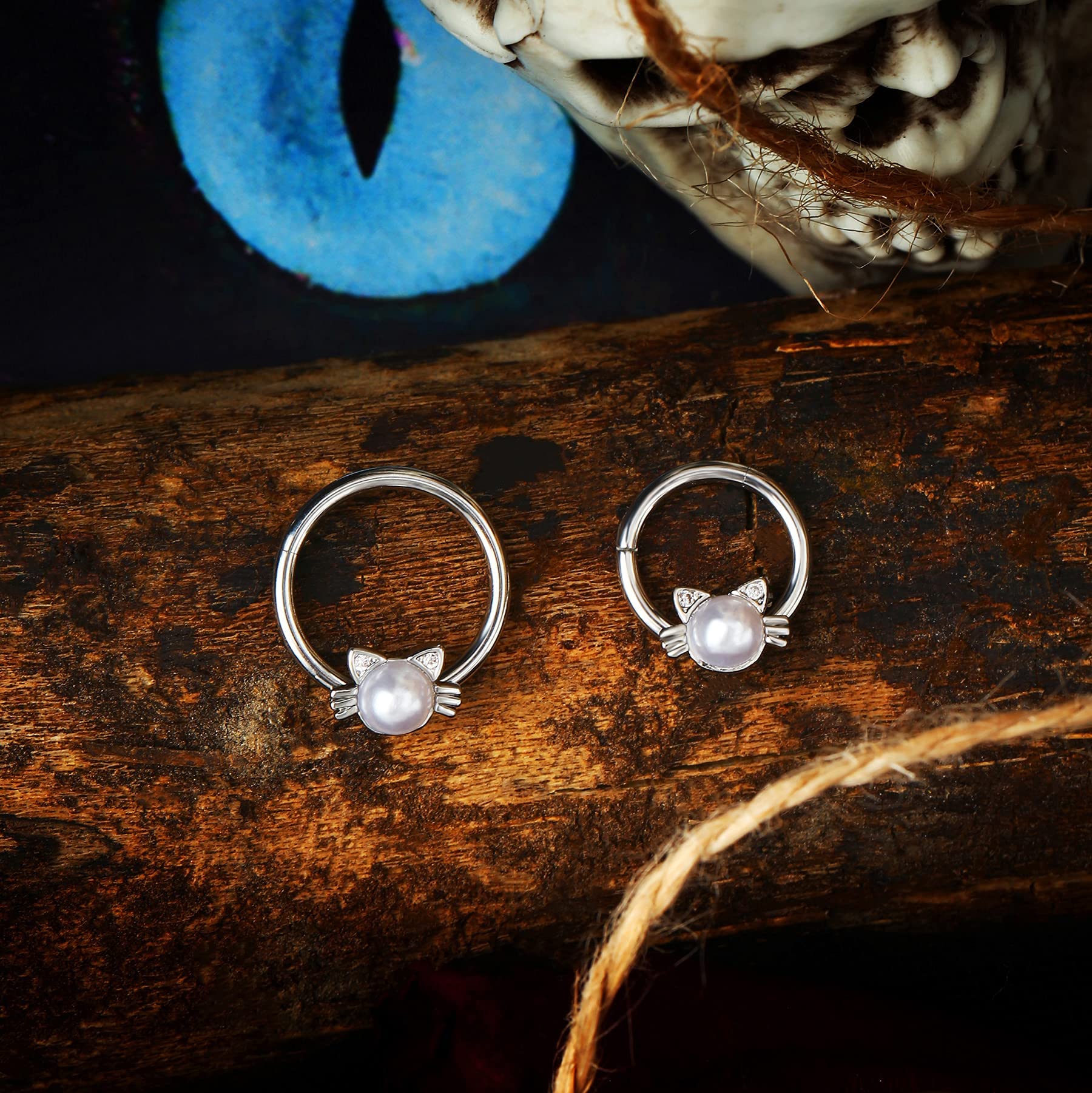 Jewseen Septum Ring 16G Hinged Segment Ring 316L Stainless Steel Helix Earring Cute Cat Pearl Daith Earring Tragus Nose Ring Hoop Piercing Jewelry