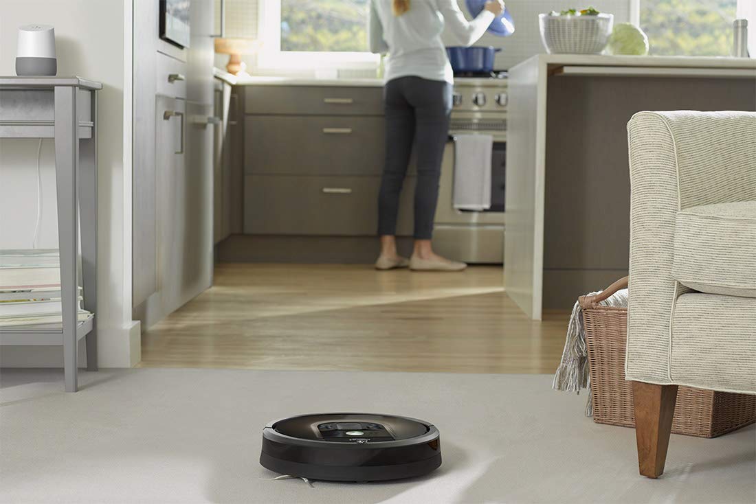 iRobot Roomba 985 Wi-Fi Connected Robot Vacuum, Black