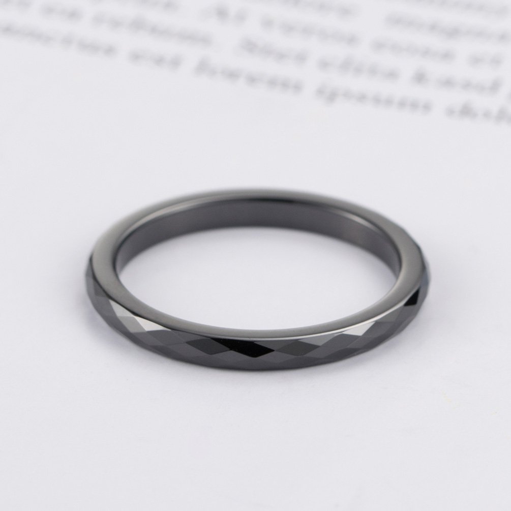 IFUAQZ Women's 2MM Ceramic Ring Rhombic Cut Faceted Design Engagement Wedding Band Comfort Fit Black Size 7