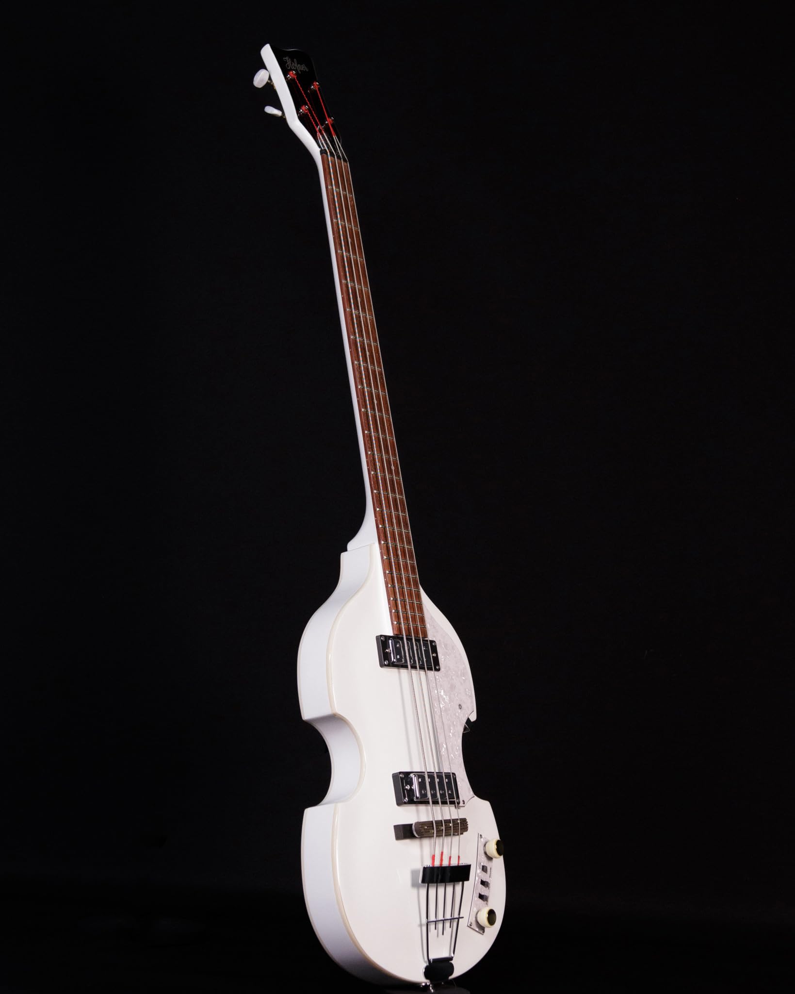 Ignition Pro Beatle Bass Pearl White
