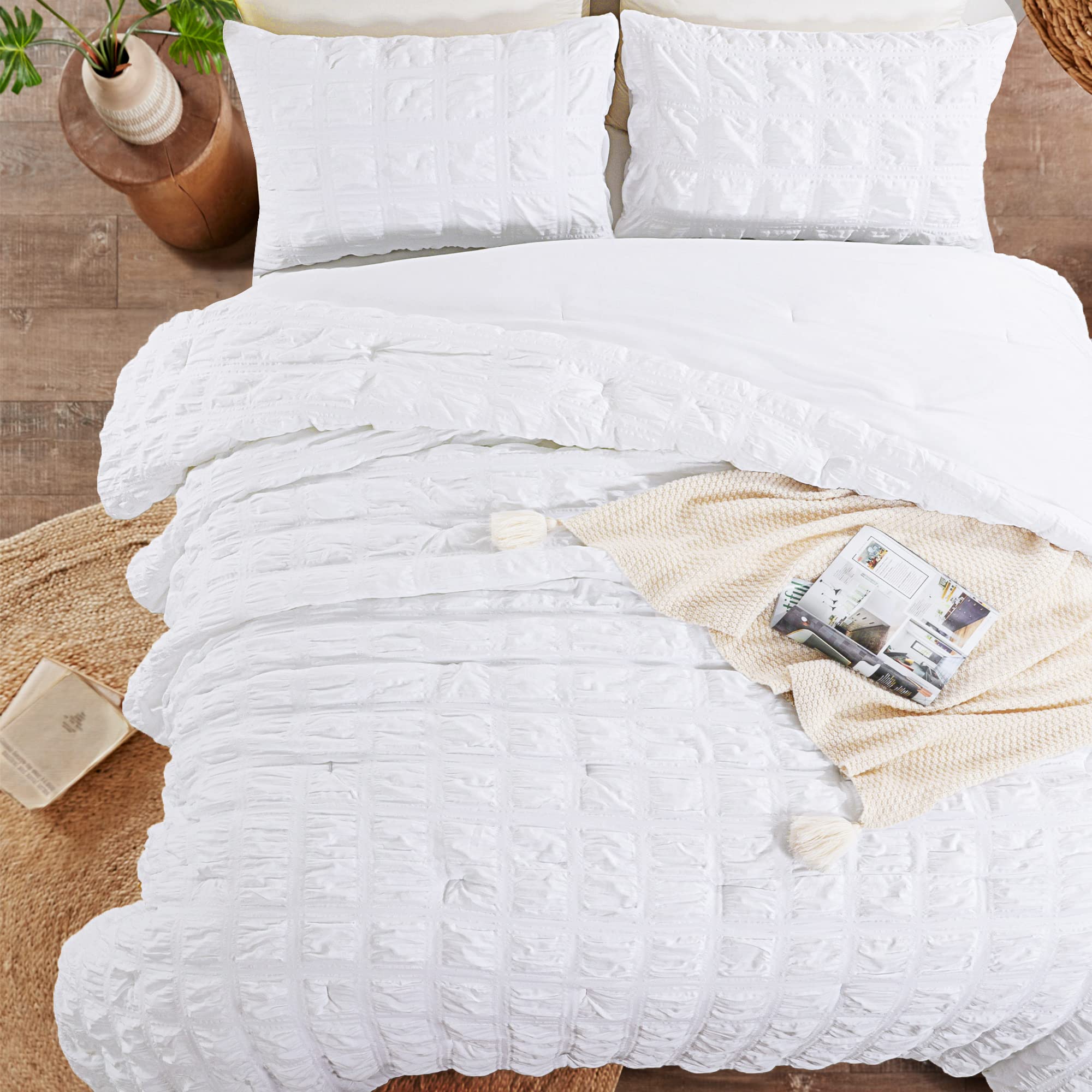 HOMBYS 120x120 Oversized King Seersucker White Comforter Set, Textured Boho Bedding Comforter for California King Bed, Shabby Chic Beding Sets with 2 Matching Pillow Cases