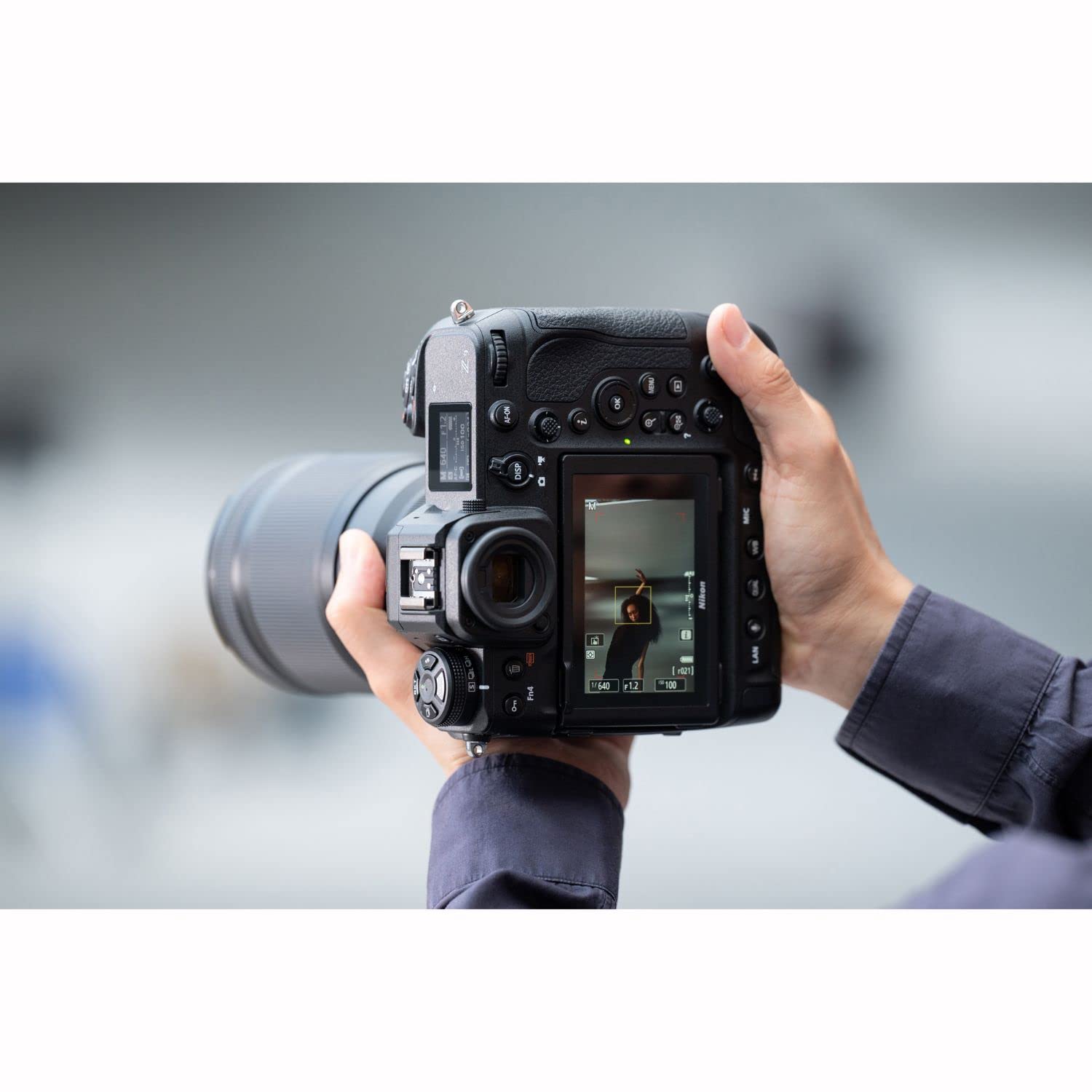 Nikon Z9 Full Frame FX Flagship Mirrorless Camera 45.7MP 8K Video (Body Only) Bundle with Deco Gear Photo Backpack, 2 x Lexar 64GB Memory Cards and Deco Photo All-in-One Cleaning Kit