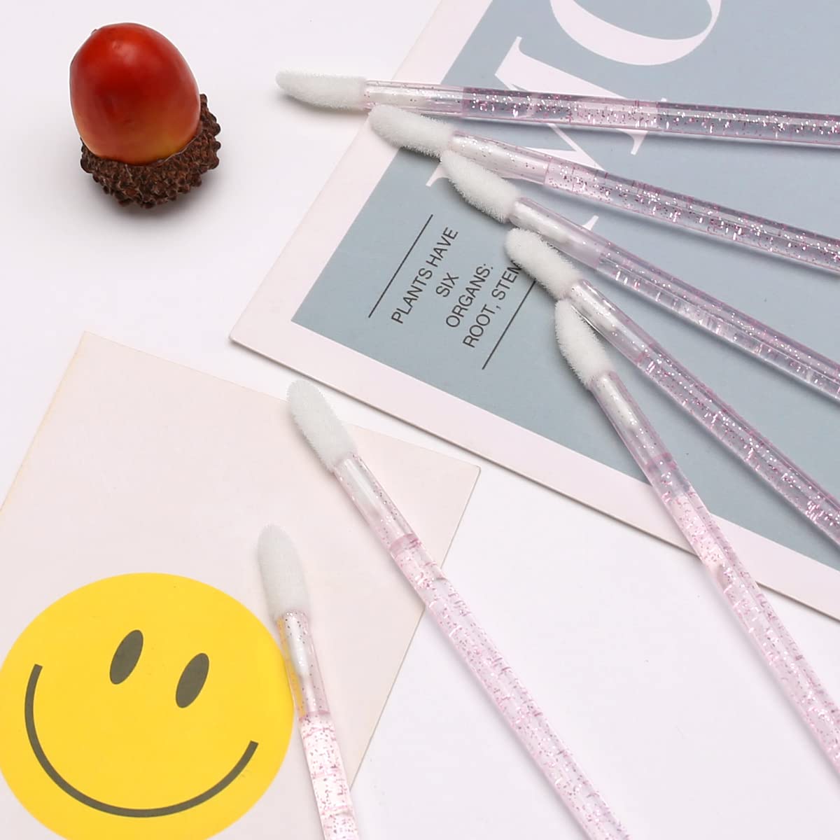 iminoo 100 PCS Disposable lip wands and mascara wands, Disposable Mascara Lipstick Makeup Brushes Eyelash Lip Gloss Brushes Applicators Makeup Tool (100, Pink)