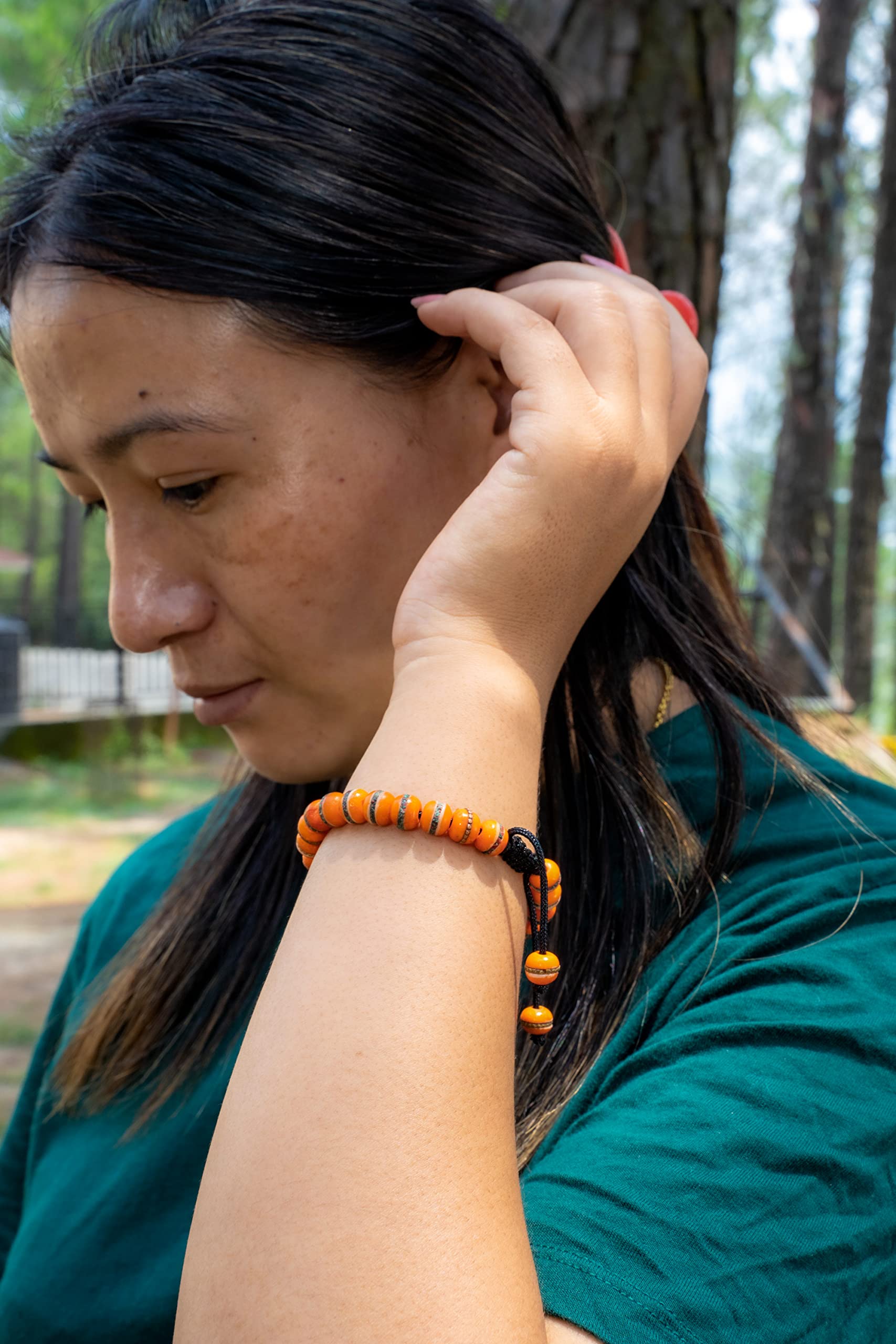 Hands Of Tibet Tibetan Prayer Mala Embedded Medicine Bracelet Yoga Healing Beads Adjustable Wrist Mala For Meditation Many Color Choices (Orange)