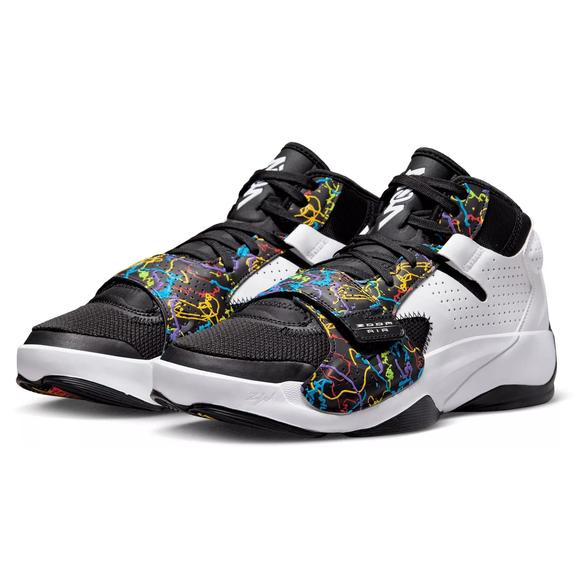 Jordan Boy's Jordan Zion 2 (Big Kid) Black/White/Green Strike/Bright Crimson 4.5 Big Kid M