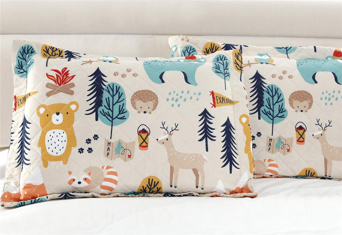 Junsey Kids Quilt Full/Queen Size Bear Bedding Set,3Pcs Forest Tree Bedspread Animals Coverlets, Lightweight Reversible Cartoon Bedspread Deer Owl Bedding Pillow Shams