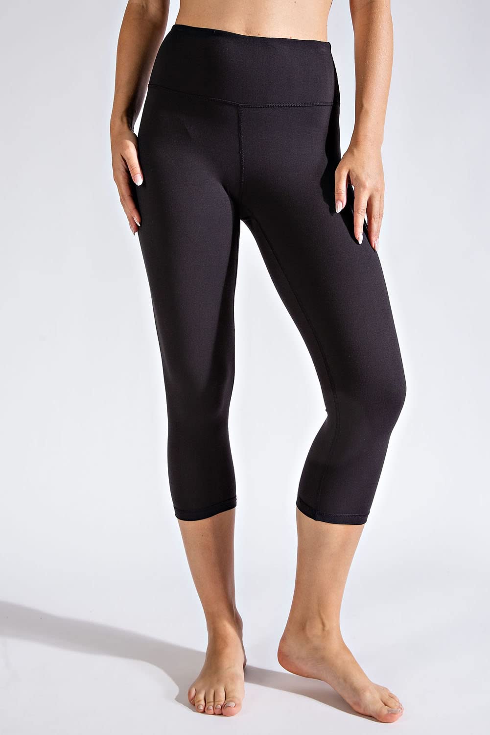 Hype Up Women's High Waisted Buttery Super Soft Capri Length Activewear Legging (S-3X) Black
