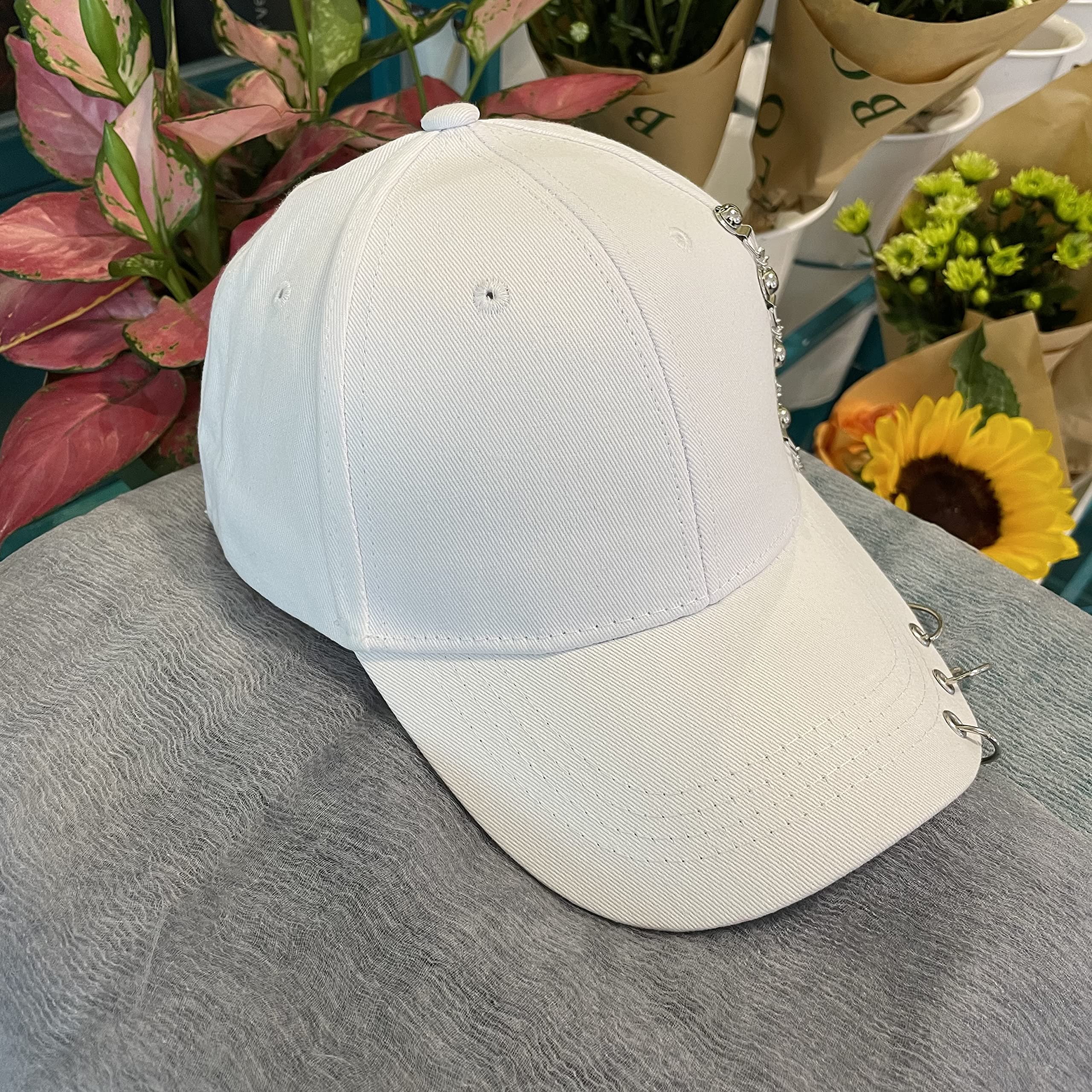 iZOA Caps and Hats for Men and Women Ring and Chain Decored Casual Adjustable Unisex Baseball Caps Ball Caps