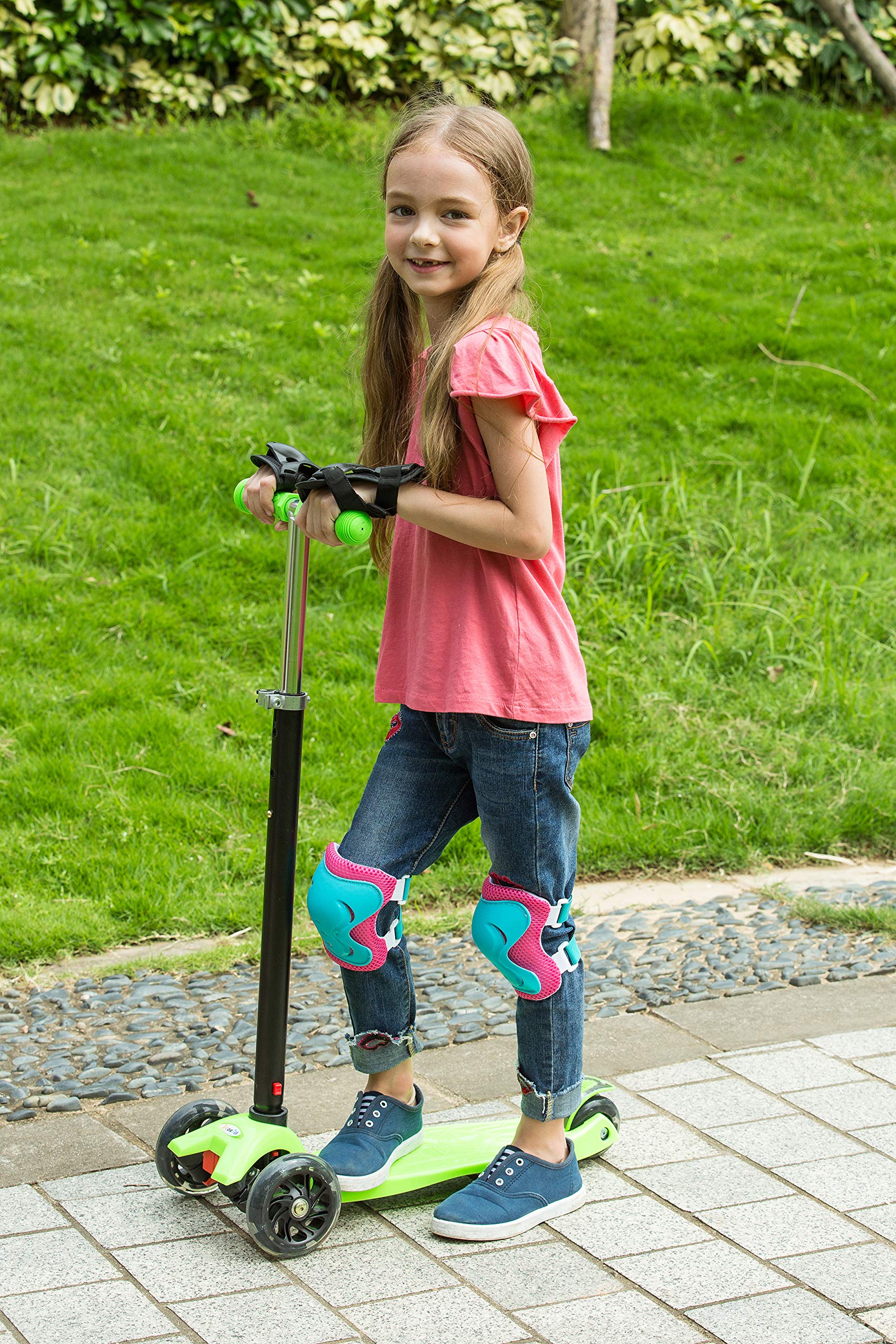 Hikole Scooter for Kids with 3 LED Wheels β Adjustable Height, Lean to Steer Design, 3 Wheels Kick Scooter for Girls & Boys 3-12 Years Old