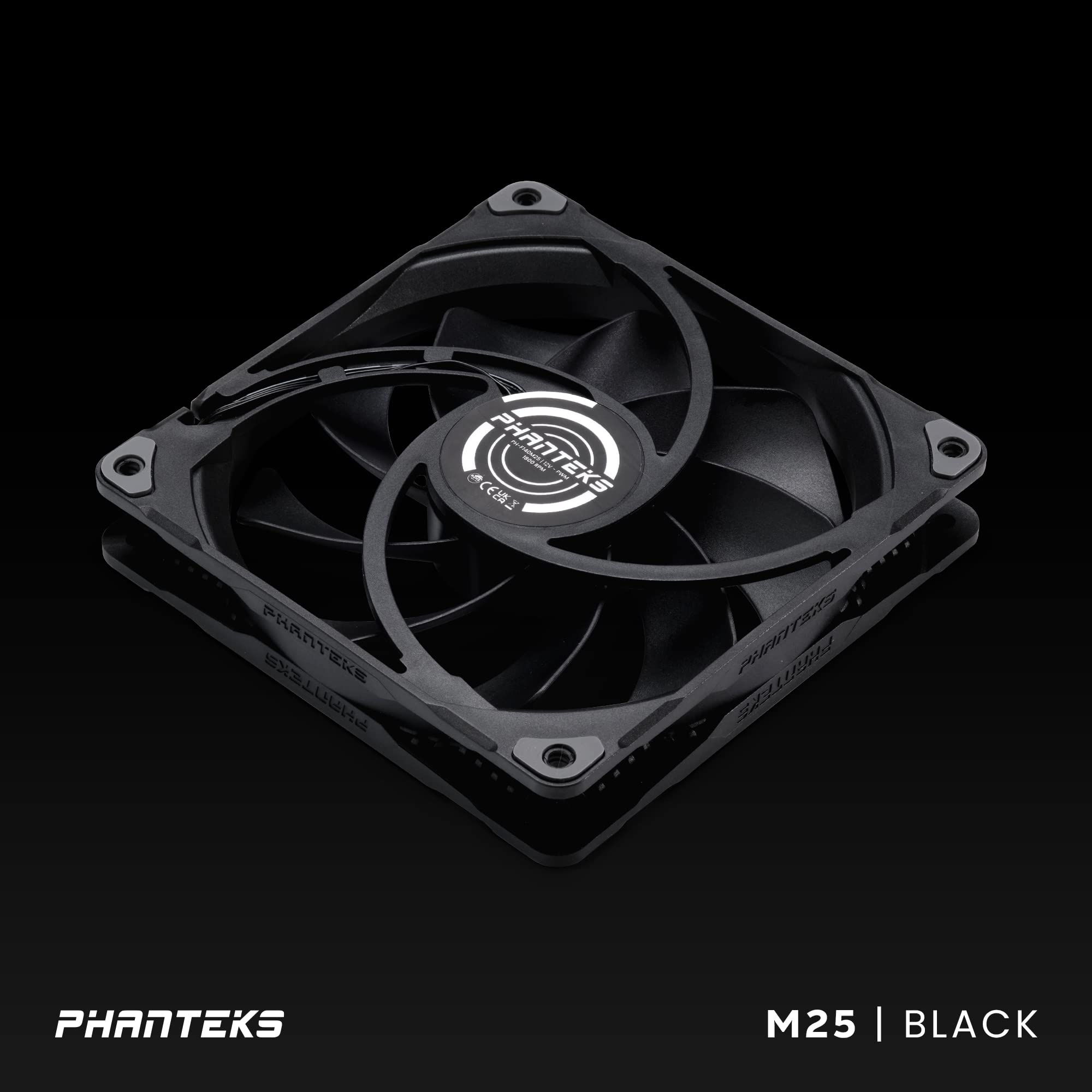 Phanteks M25-140 Fan, High-Airflow Radiator Performance, PWM Control up to 1800RPM, Daisy-Chain Cable, Black (3-Pack)