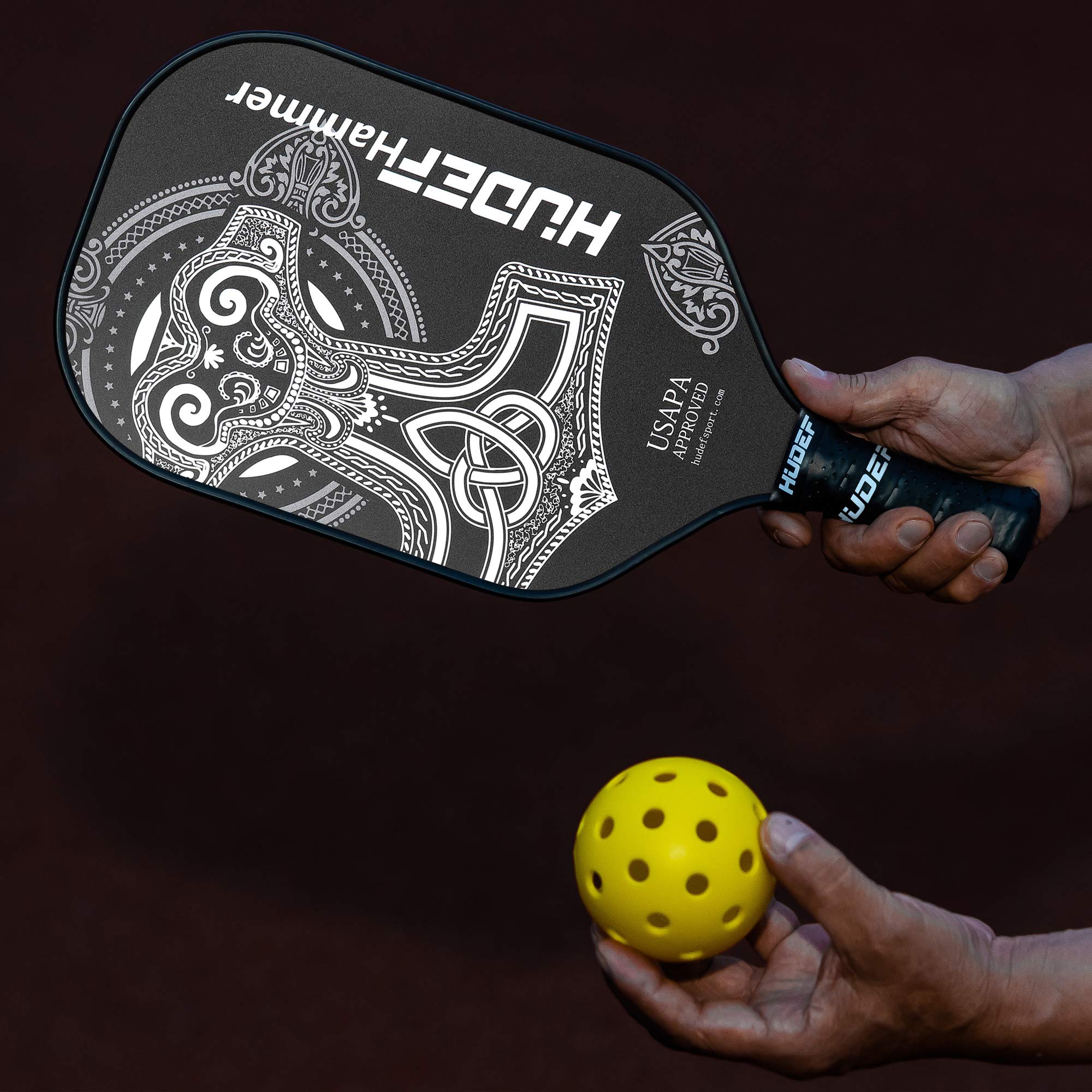 HUDEF Pickleball Paddle,Pickleball Paddles, Lightweight Graphite Carbon Fiber Face Pickleball Paddle Racquet Rackets Large Grip Long Handle,Honeycomb Core,Cushion Comfort Grip USAPA Approved