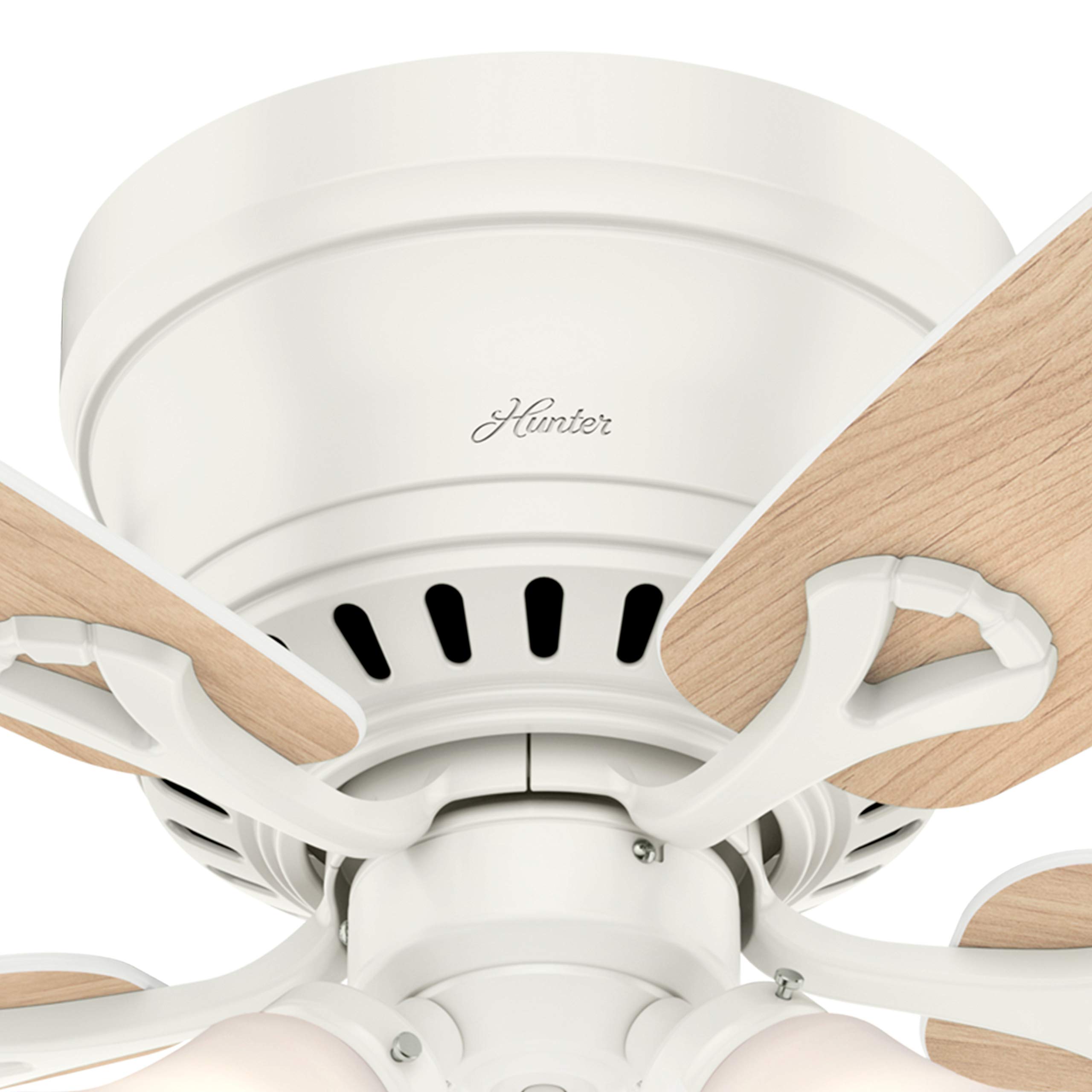 Hunter Fan 52 inch Low Profile Fresh White Indoor Ceiling Fan with Light Kit and Pull Chain (Renewed)