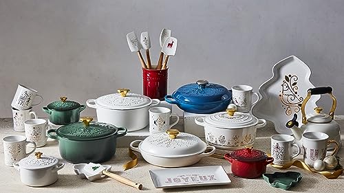 Le Creuset Noël Collection Enameled Cast Iron Holiday Tree Round Dutch Oven, 4.5 qt., Artichaut