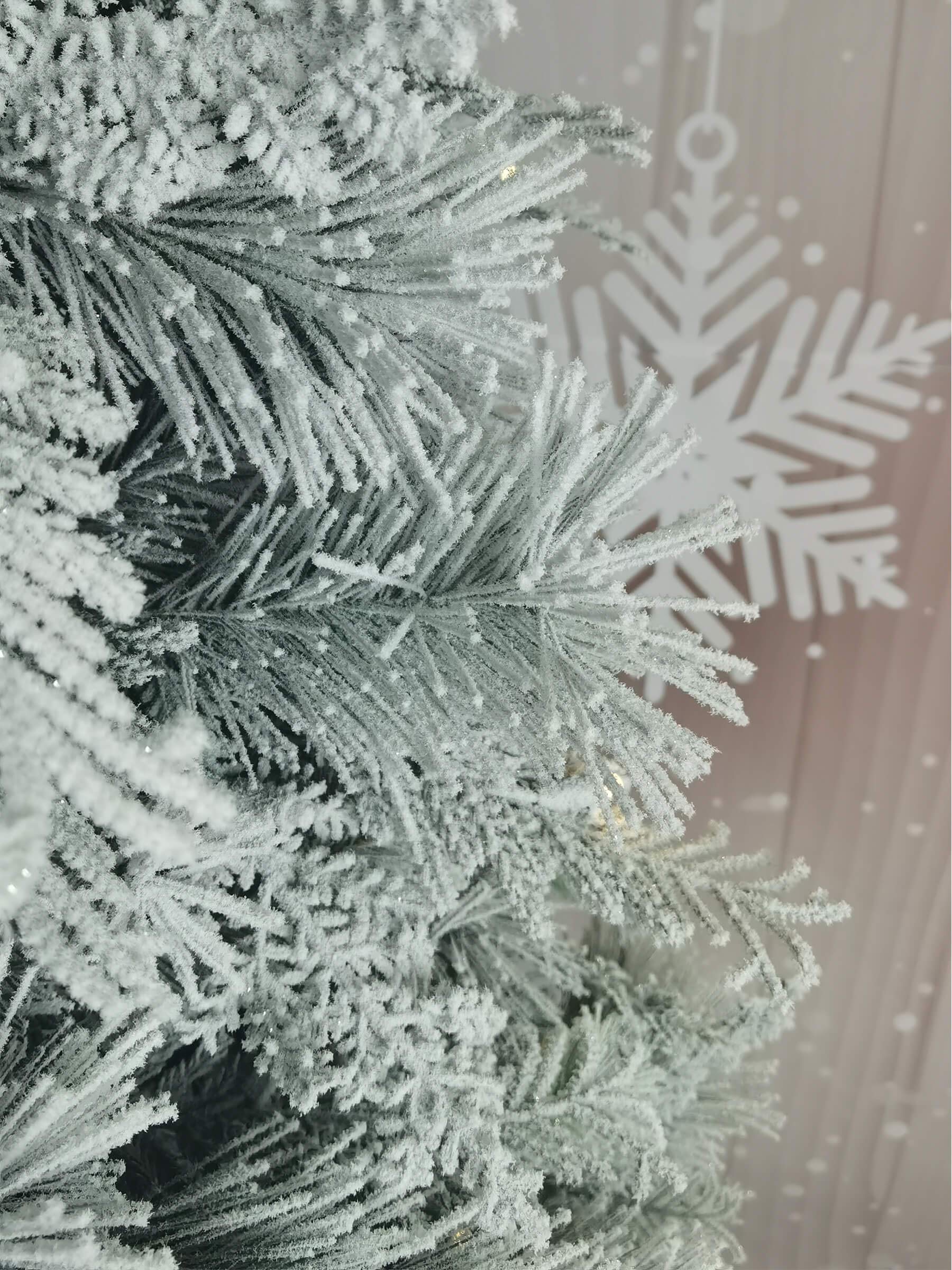 Kuopociaga Flocked Artificial Christmas Tree Prelit 650 LED Lights 7.5 Feet Pine