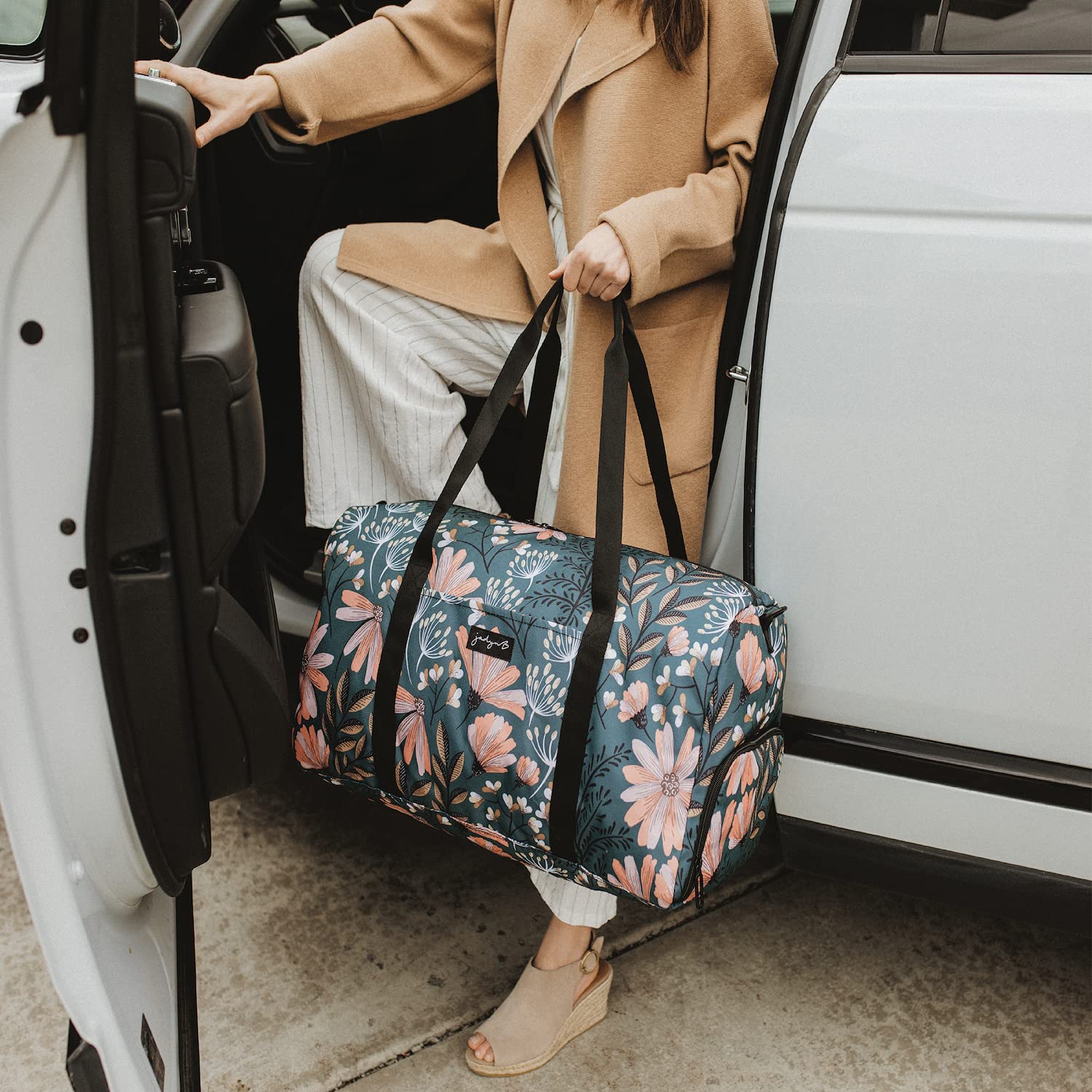 Jadyn B 22" Women's Large Duffel/Weekender Bag with Shoe Pocket, Travel Bag (Navy Floral)