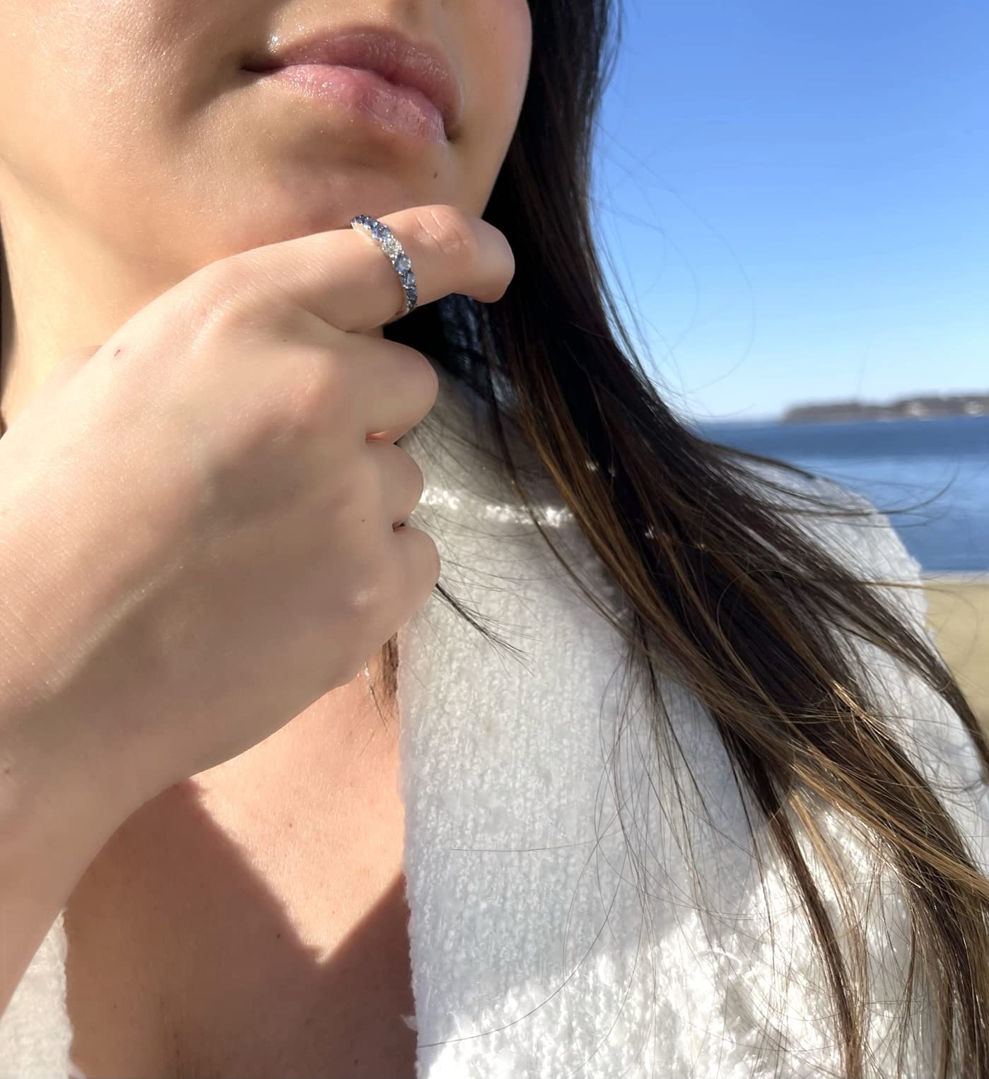 LE VIAN 1 Carat White and Blue Sapphire Classic Stackable Band Ring for Women in 14k White Gold Promise Anniversary Ring Size 7