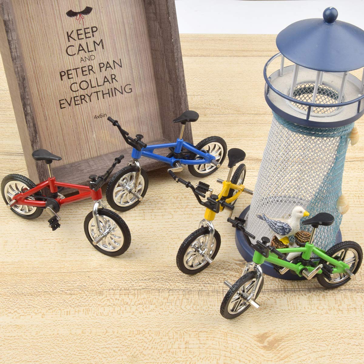 Hotusi 9pcs Mini Finger Bikes Mini Extreme Sports Finger Bicycle Toy Creative Game Toy Cool Boy Gifts(Random Colors)