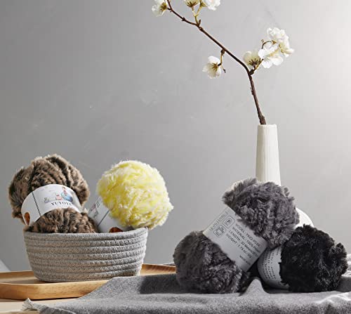 YUYOYE Super Soft Fluffy Fur Yarn for Crochet and Knitting, Faux Fur Thick & Quick Bulky Yarn (700-Ginger)