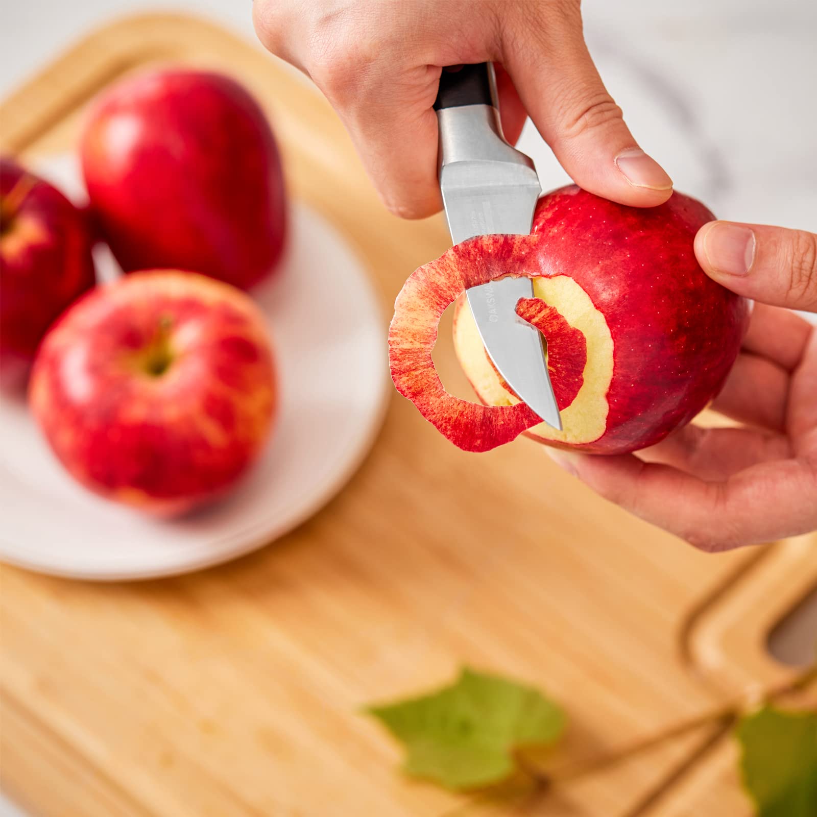 OAKSWARE Bird Beak Paring Knife, 2.75 Inch Peeling Knives German Stainless Steel Small Curved Fruit Knifes, Razor Sharp Kitchen Pairing Knives with Ergonomic and Full Tang Handle