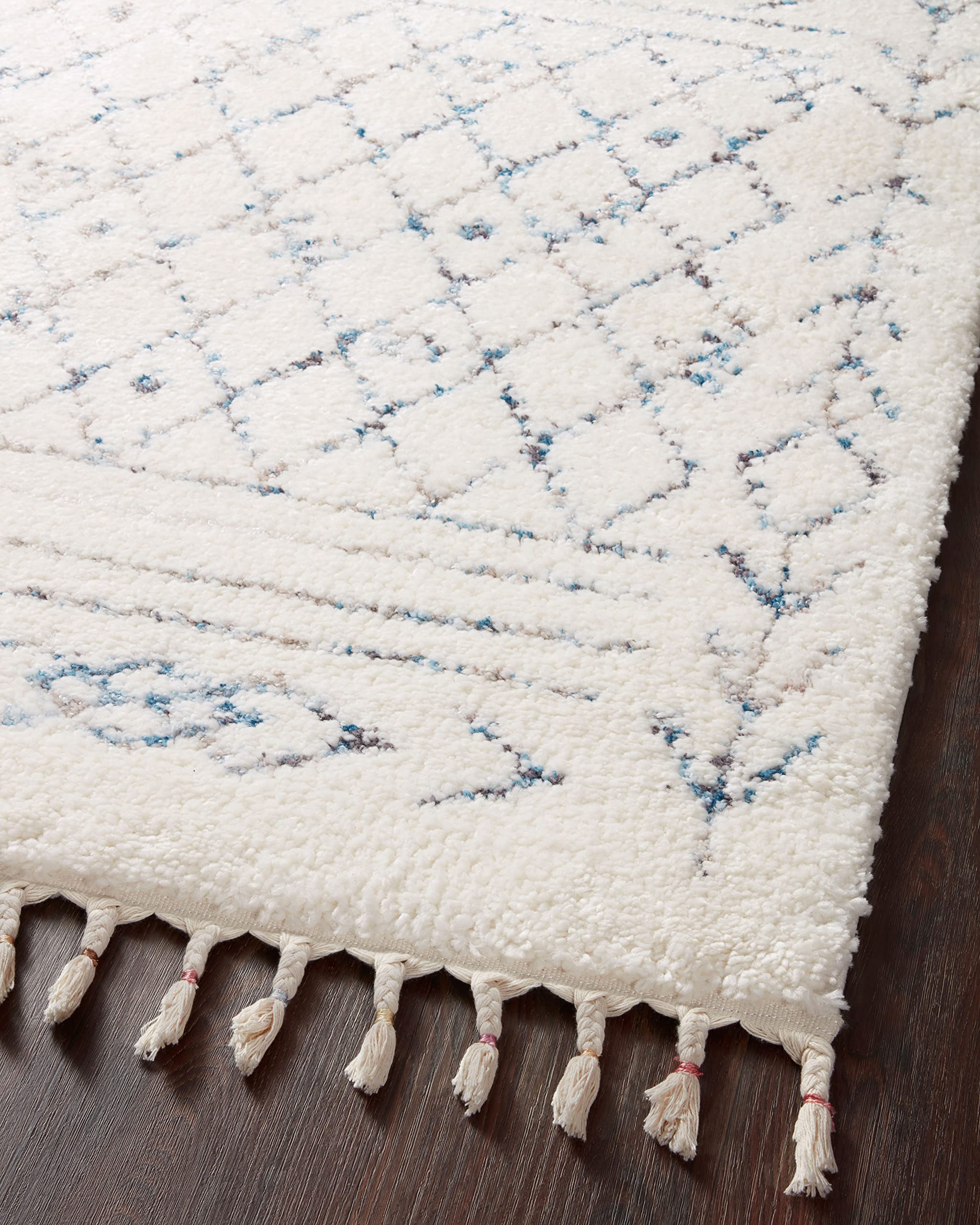 Loloi Justina Blakeney Ronnie Collection RON-02 Ivory/Sky 2'-2'' x 3'-9'' Accent Rug