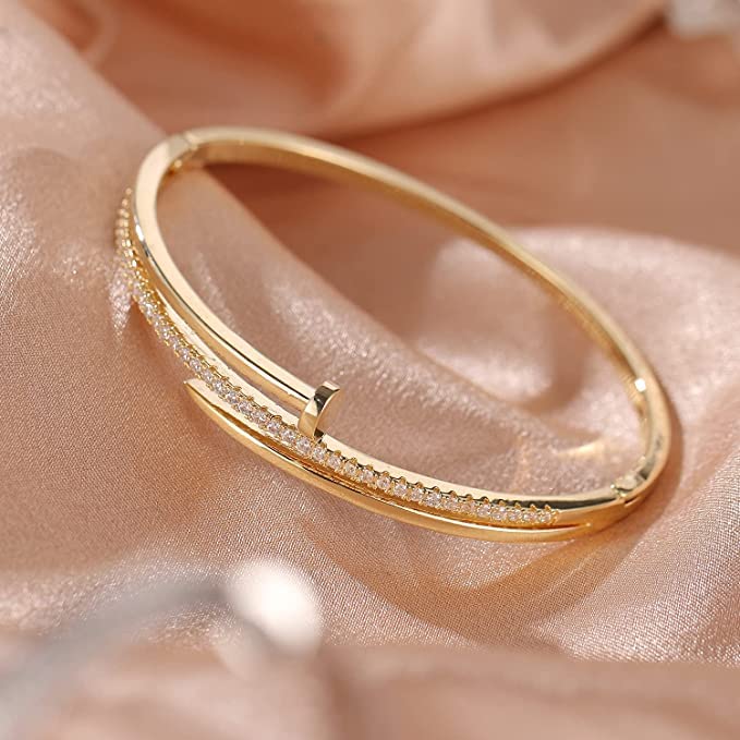 MAELLIS Women's Bangle Bracelet with 18K Gold Plated Bangles, Cut Cubic Zirconia Nail Bracelet