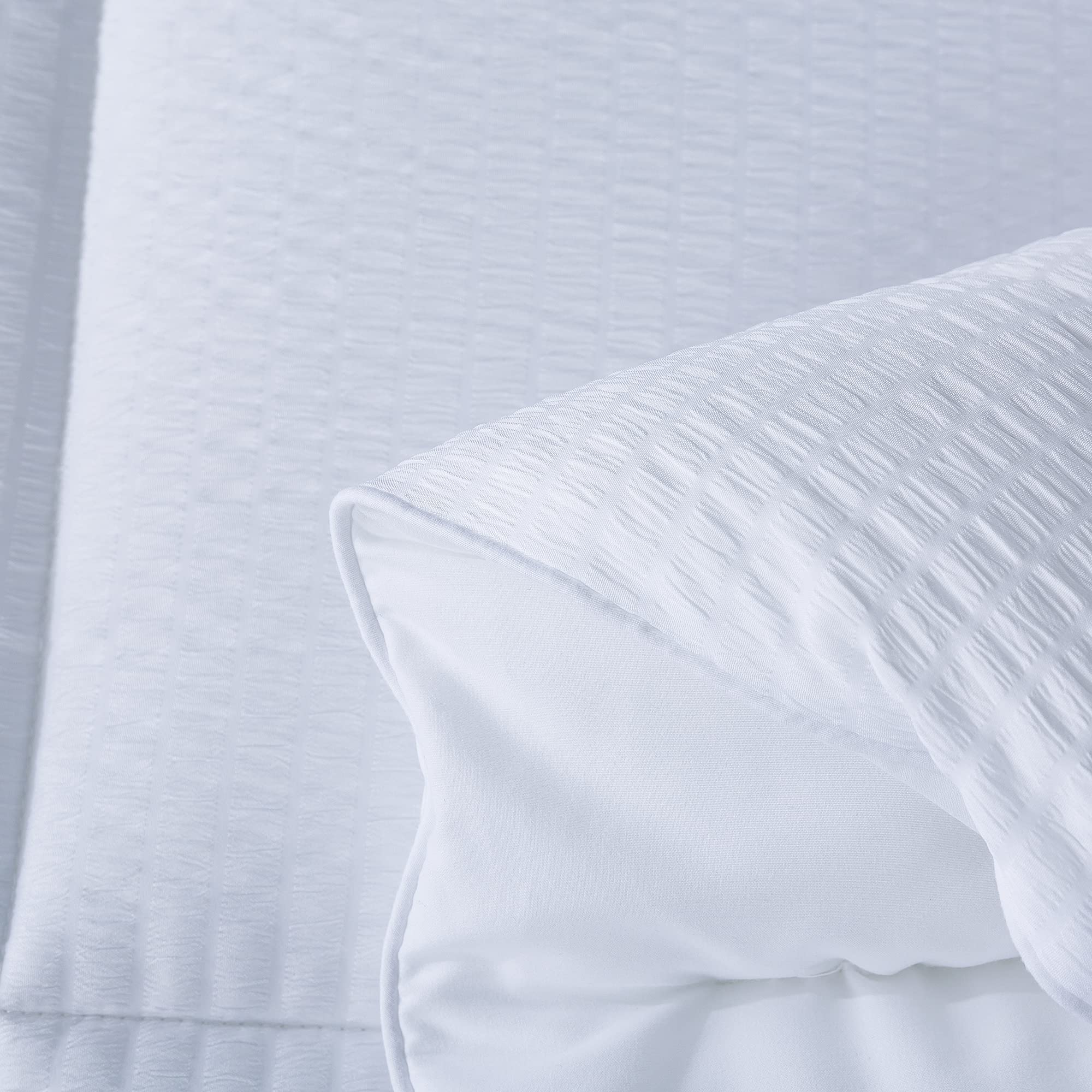 KASENTEX Premium Soft Striped All Season Down Alternative Comforter, Cozy Fluffy Plush Microfiber Bed Bedding Reversible Duvet Insert, Light White, Twin/Twin XL Size