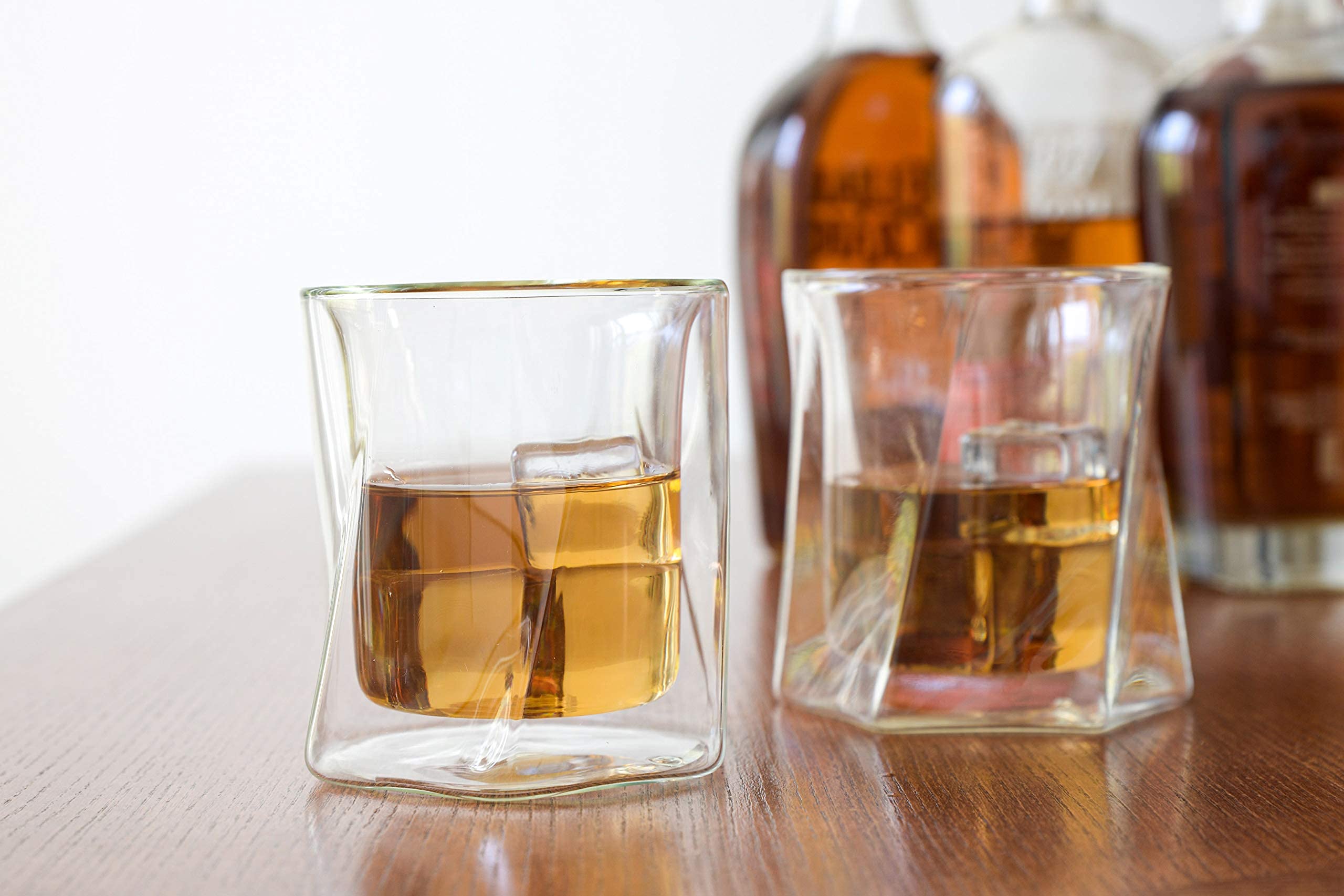 LEMONSODA Double Wall Whiskey Glasses - Insulated Clear Cup Design - Set of 4-300 ml - Premium Whiskey Glasses for Scotch, Single Malt, Whiskey, Bourbon, Rye - Old Fashioned Glass