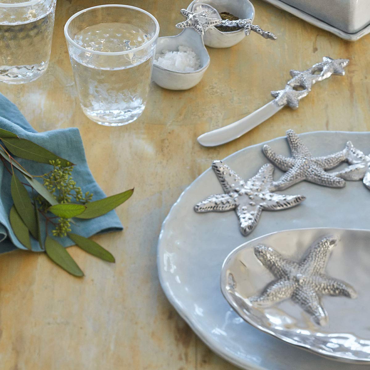 MARIPOSA STARFISH SMALL OVAL PLATTER | | BRILLANTE | TABLEWARE | PLATTERS | RECYCLED SANDCAST ALUMINUM | HANDMADE IN MEXICO