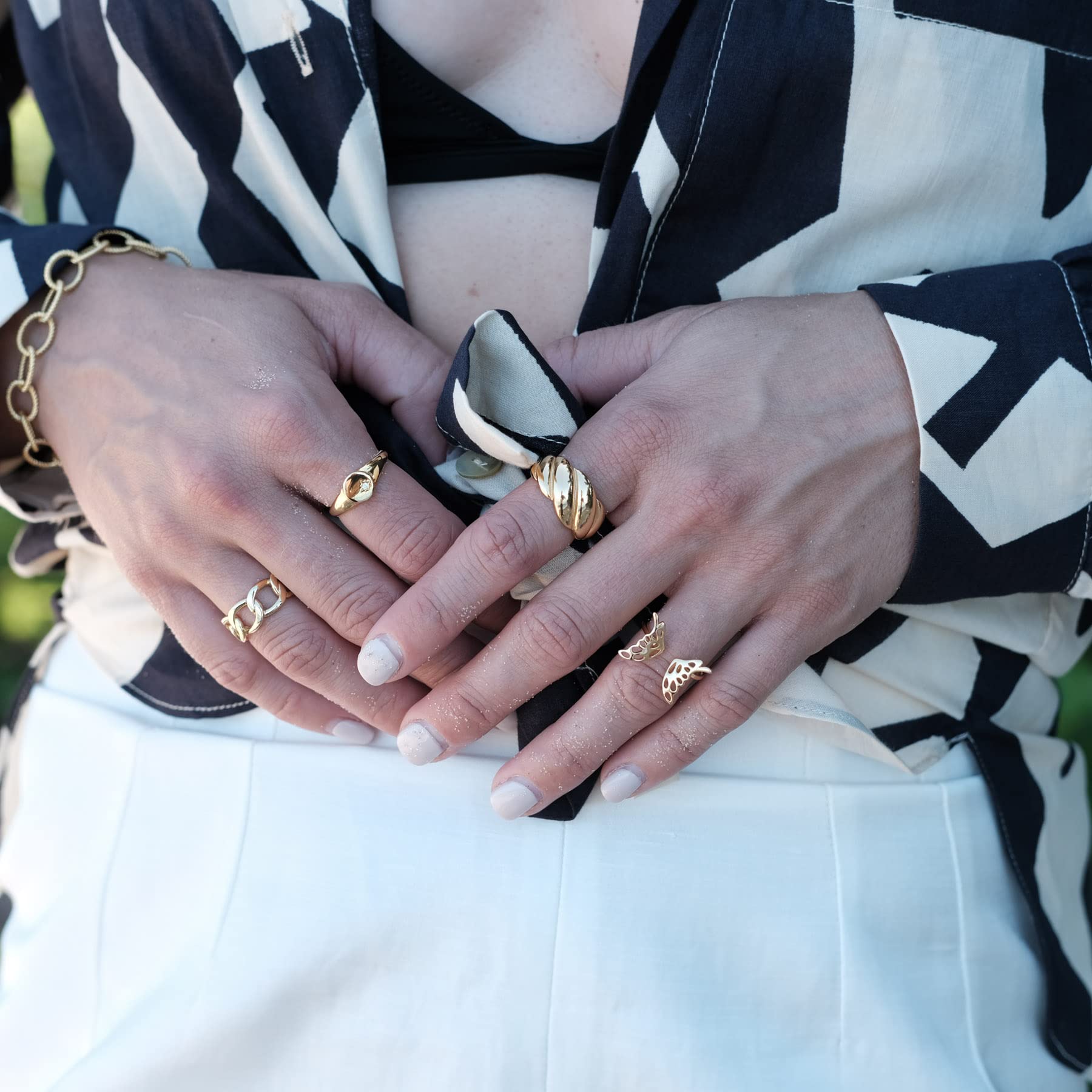 LEMON GRASS Open Butterfly Band Ring in Sterling Silver | Women's Adjustable Cutout Butterfly Ring | Gold Statement Stackable Minimalist Ring for Sister Gift