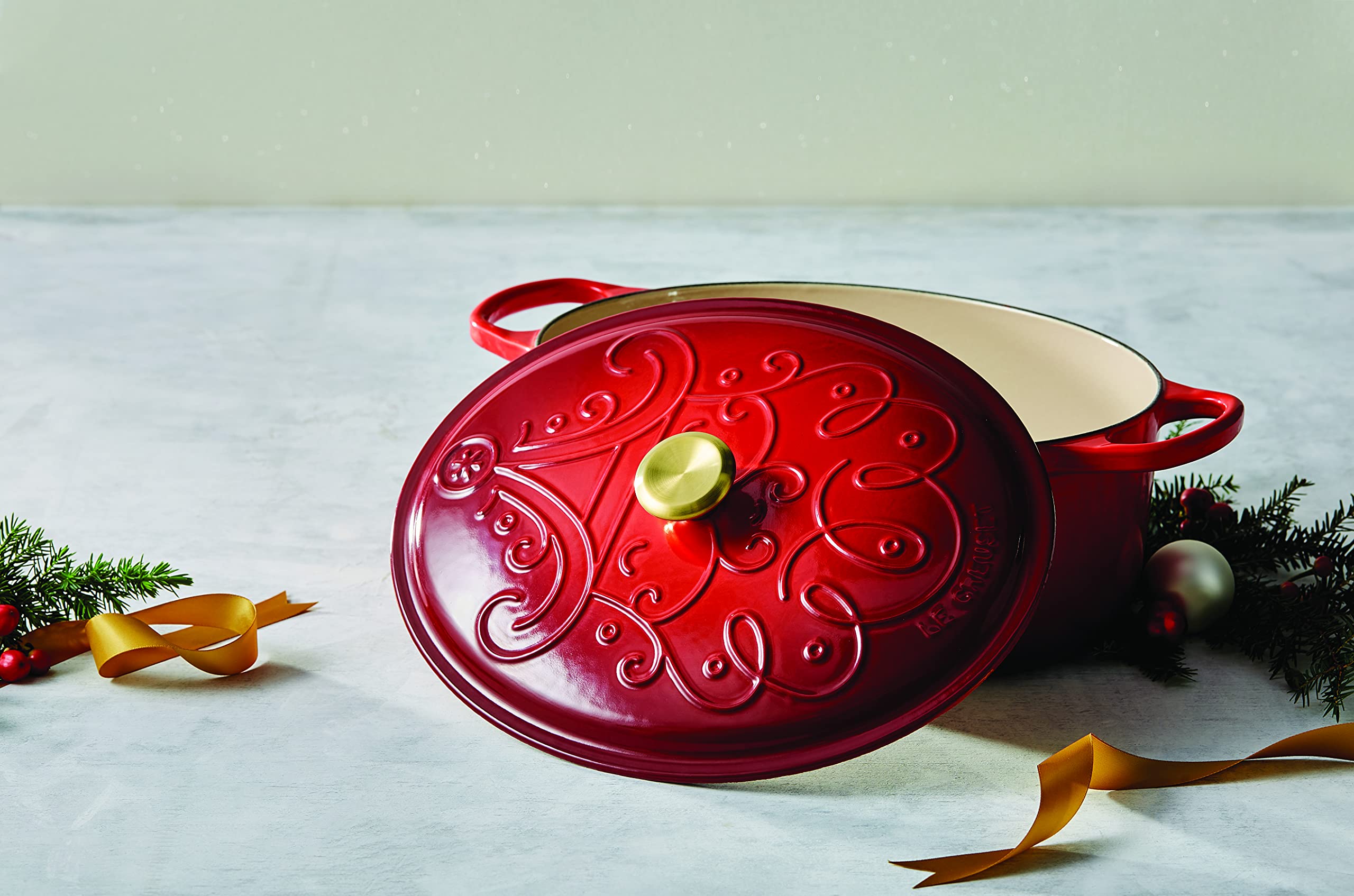 Le Creuset Noel Collection: Signature Cast Iron Oval Dutch Oven, 6.75 qt., Cerise Applique w/ Gold Knob