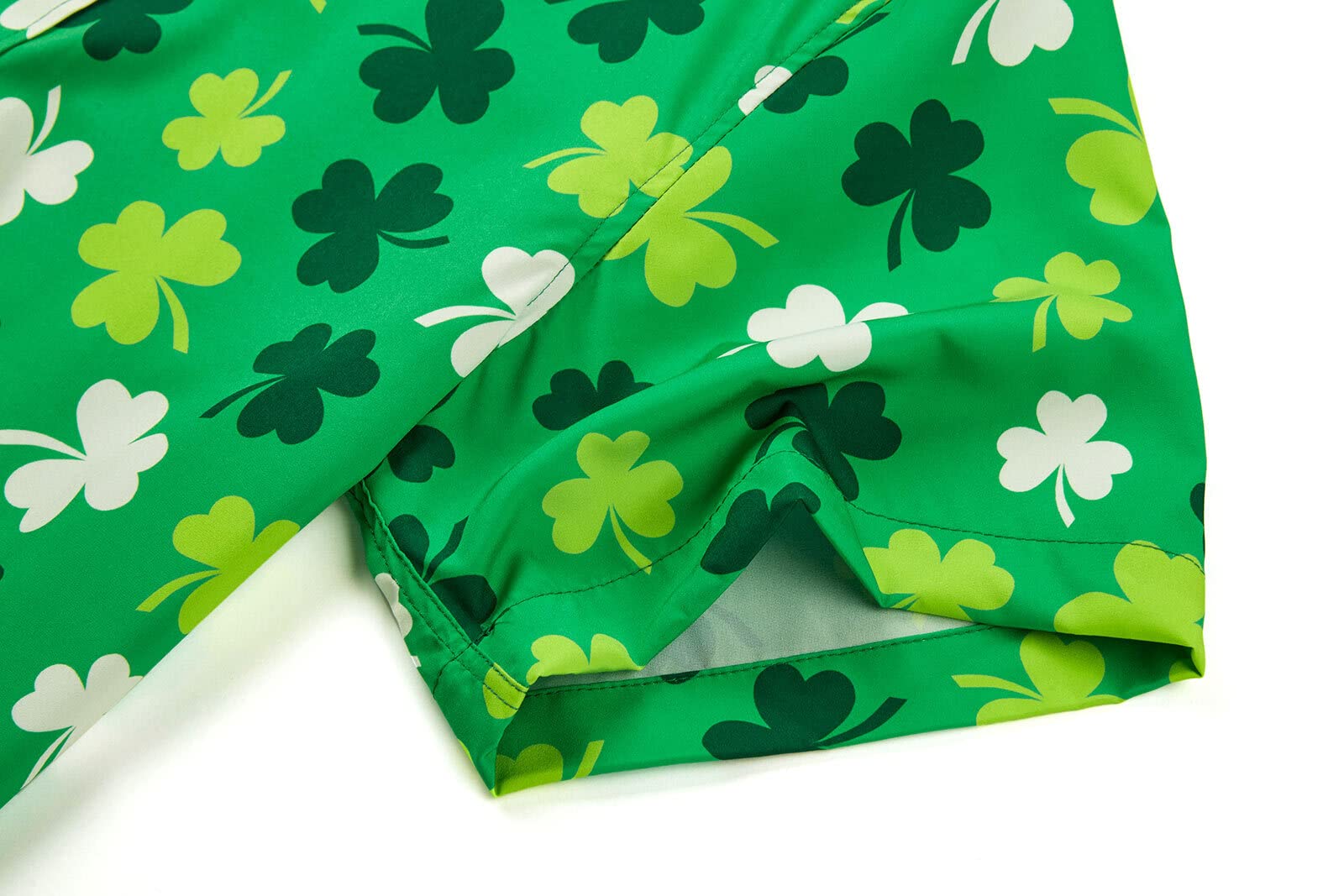 Men's St. Patrick's Day Shirt Funny Irish Flag Clover Short Sleeve Hawaiian Casual Button Down Shirt(Clover,L