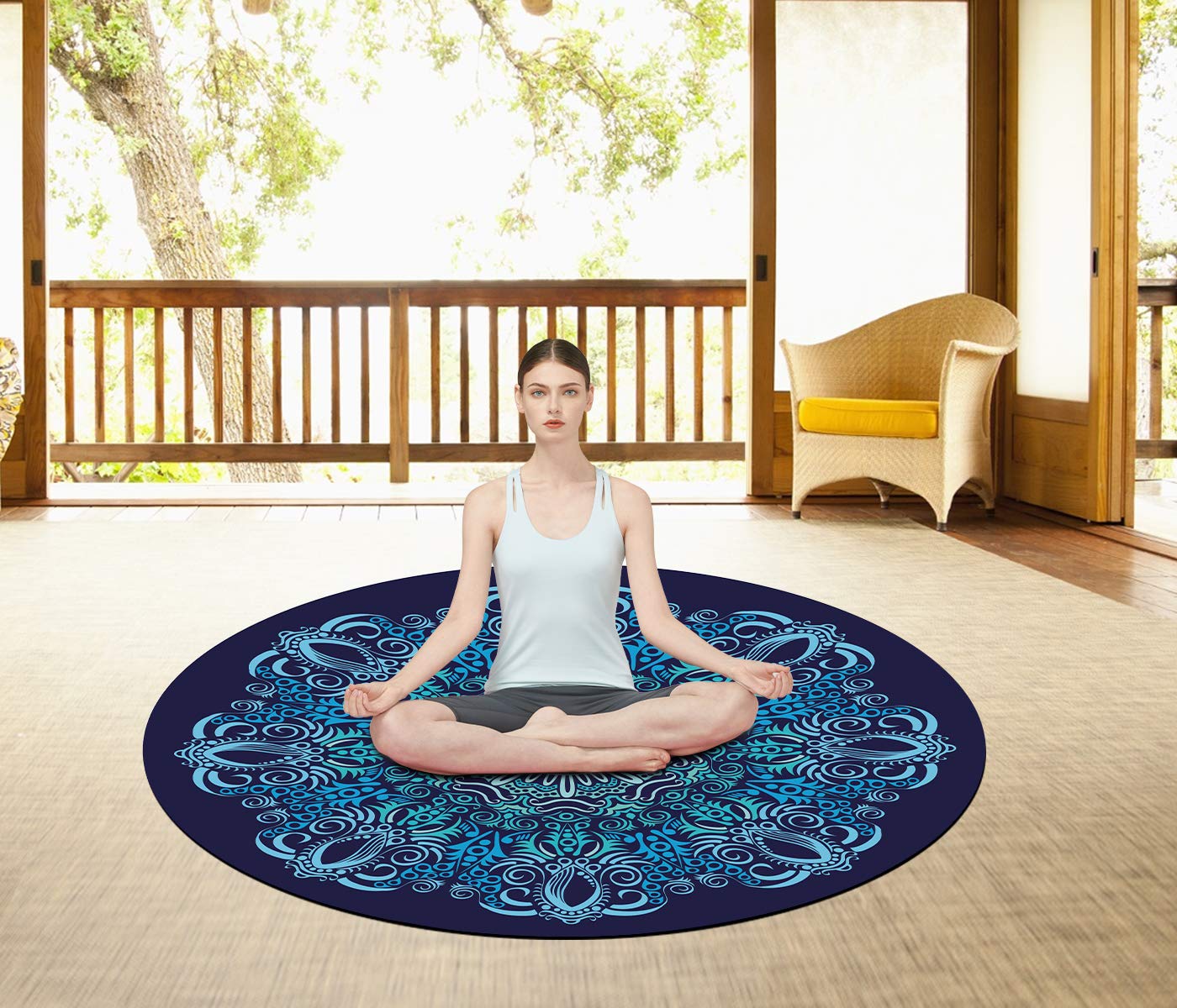 LERYG Pilates Mat Round Oversize Yoga Mat Suede Rubber Non-Slip Dia 140cm Exercise Mat Meditation Mat Workout Mat for Home Outdoor (Sun&Flower)
