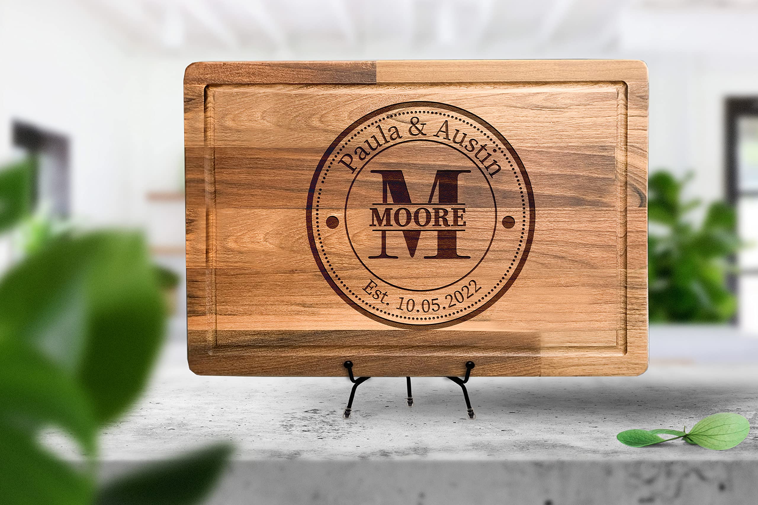 Personalized Cutting Board, Perfect Gifts for Couples or Parents, Customizable Christmas Gifts, Wedding, Anniversary, House Warming Gift Idea, Wooden Kitchen Decor New Homeowners (Bamboo, Large)